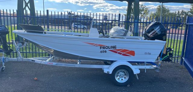Stacer 409 Proline Striker