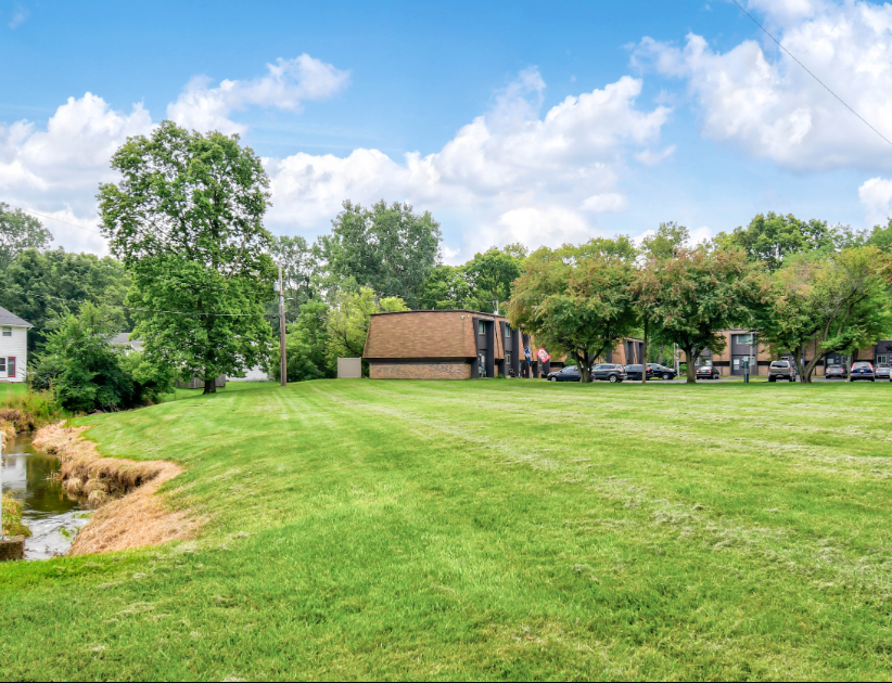 Brookside Manor Apartments - Aspen Management