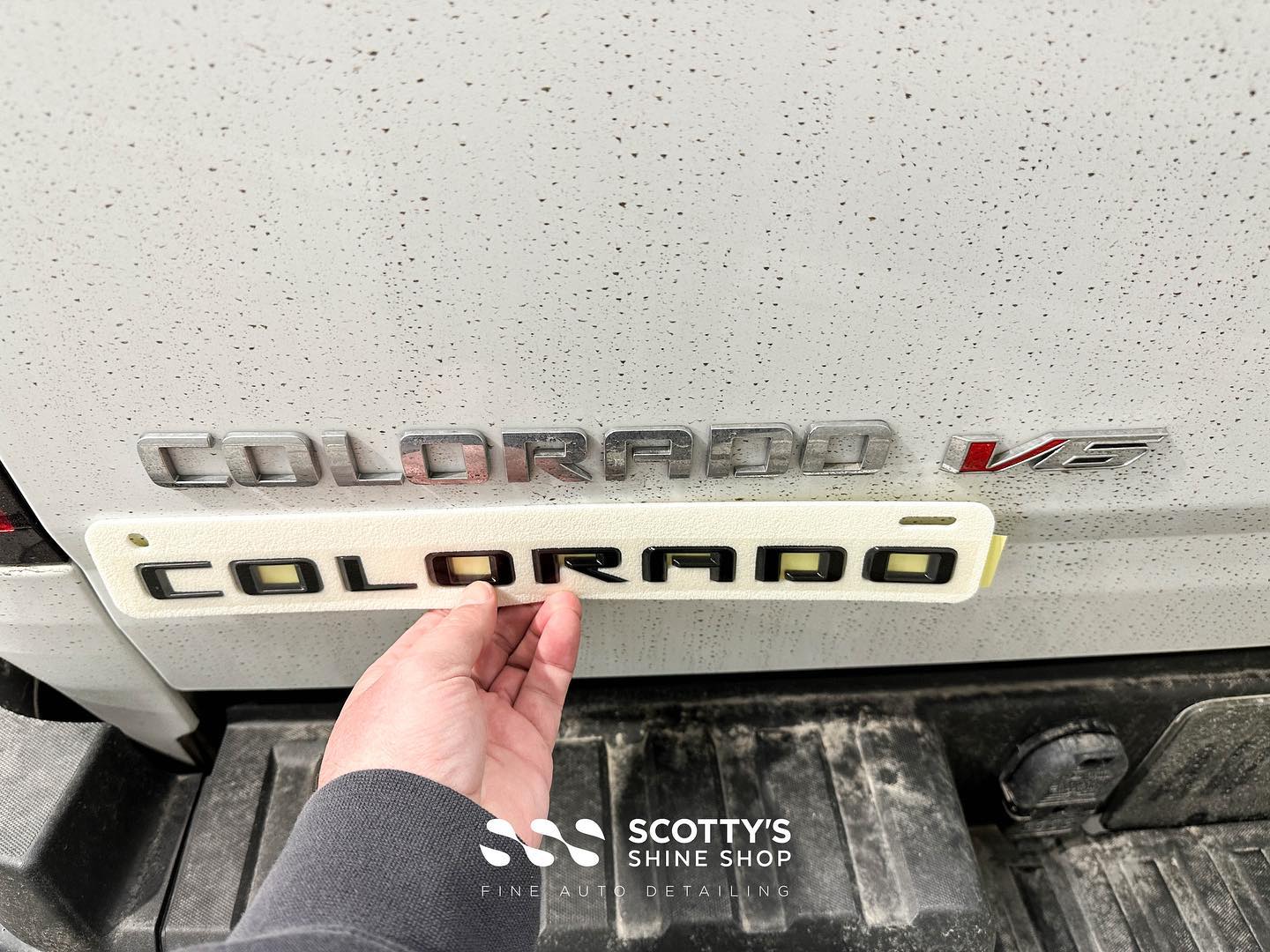 Chevrolet Colorado ZR2 | Badge Replacement | London, ON