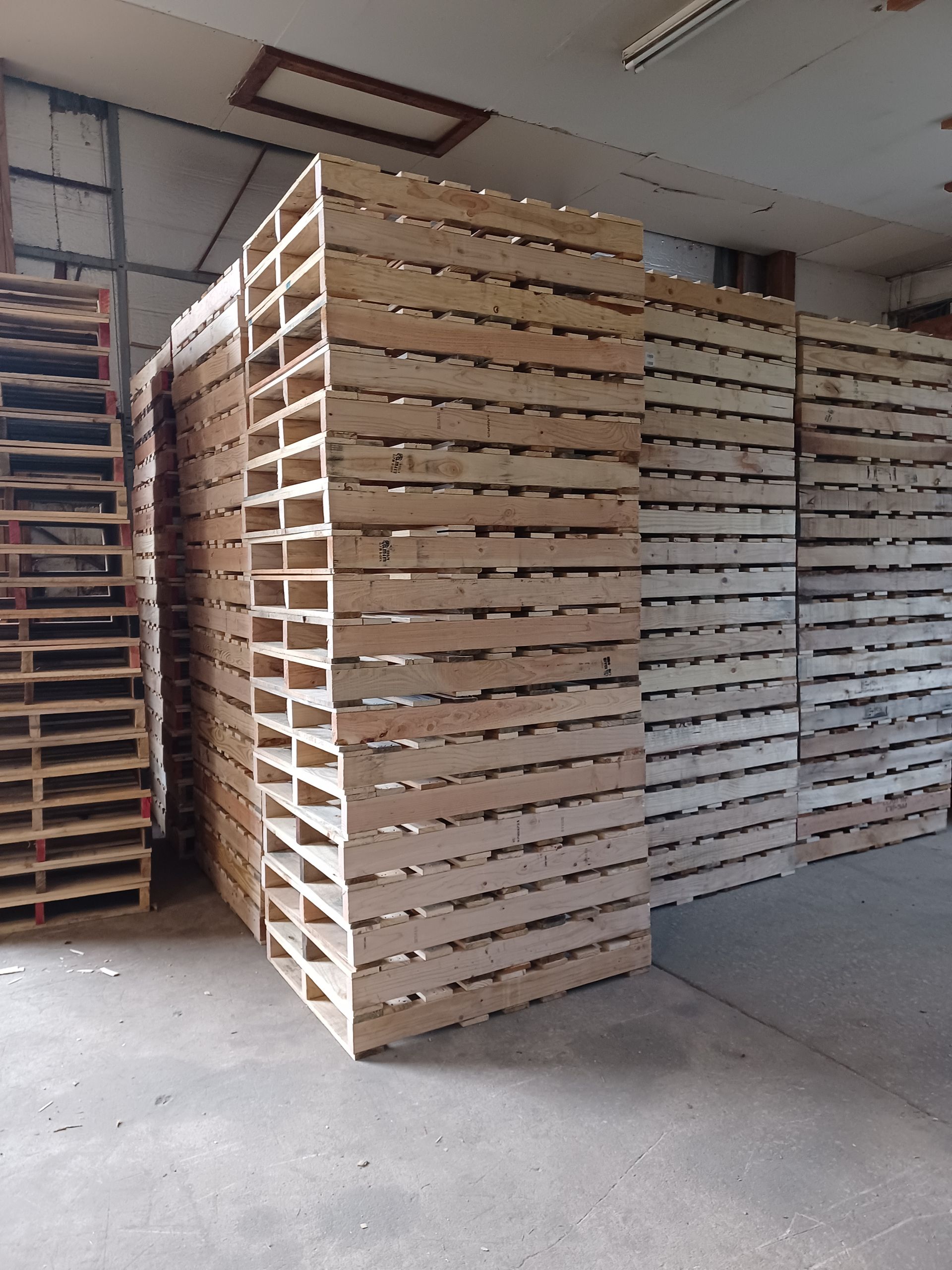 Wood Pallet Design & Manufacturing | JMC Pallet Company