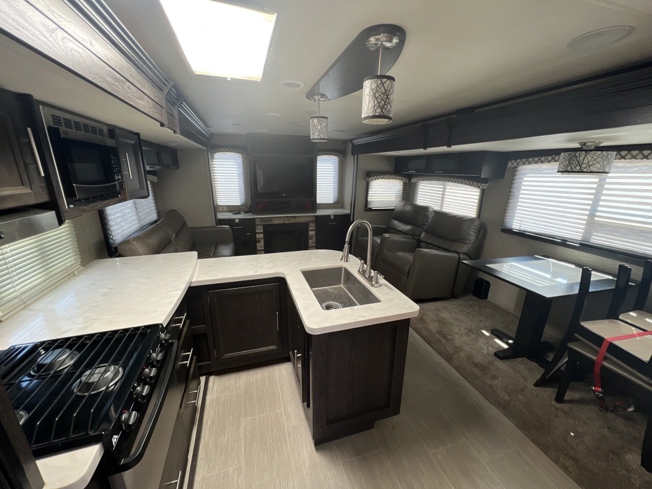 Pioneer RV Resort | RVs and Miscellaneous Sales | Phoenix, Arizona 55 ...