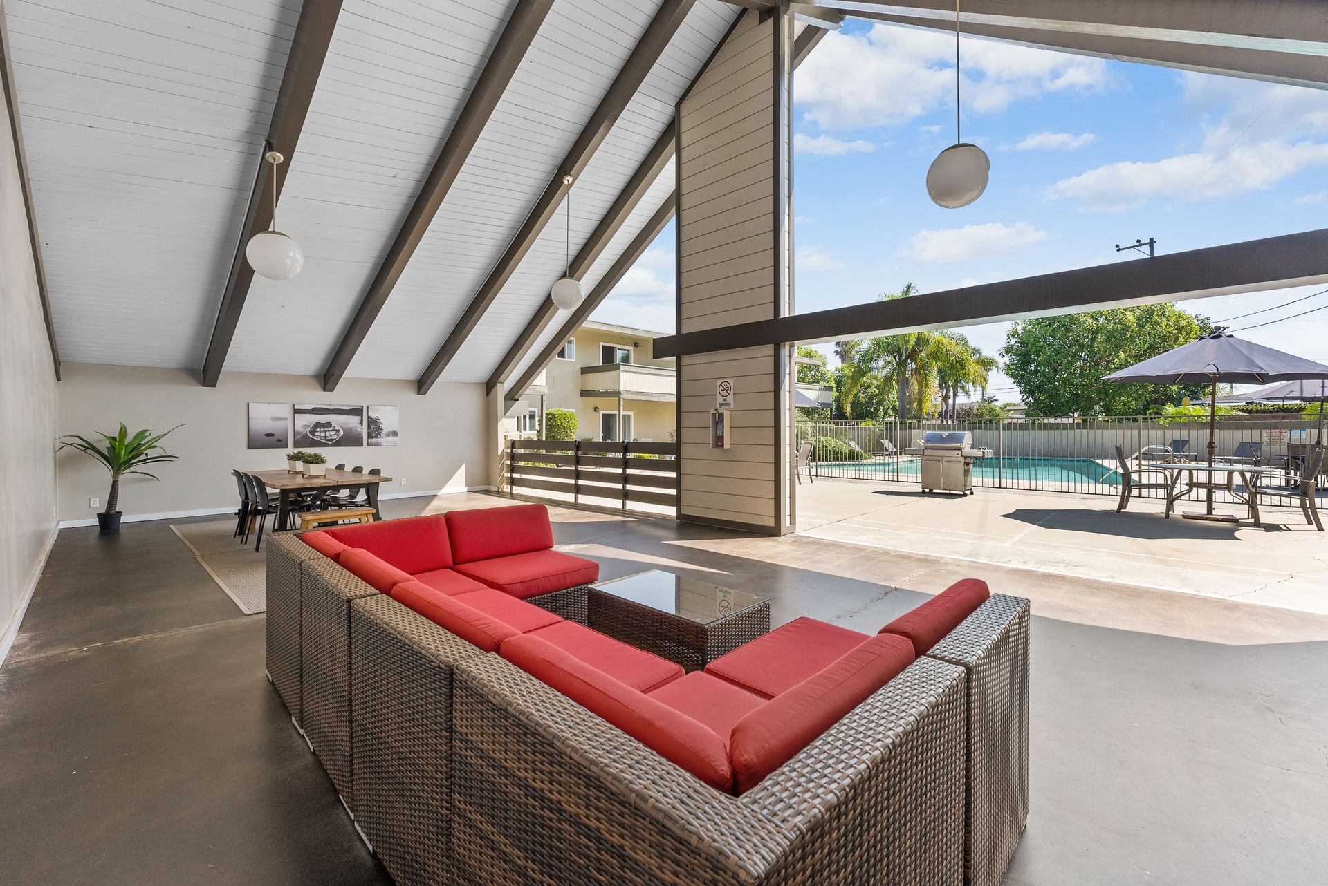 Gallery | Westside Apartments | Costa Mesa, CA