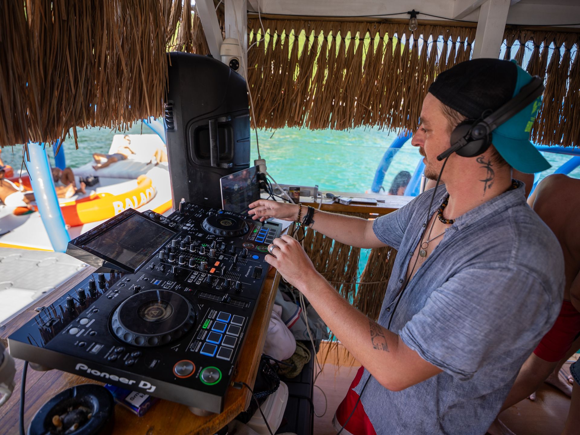 Balaou Restaurant | Floating Culinary Oasis in Grand Case