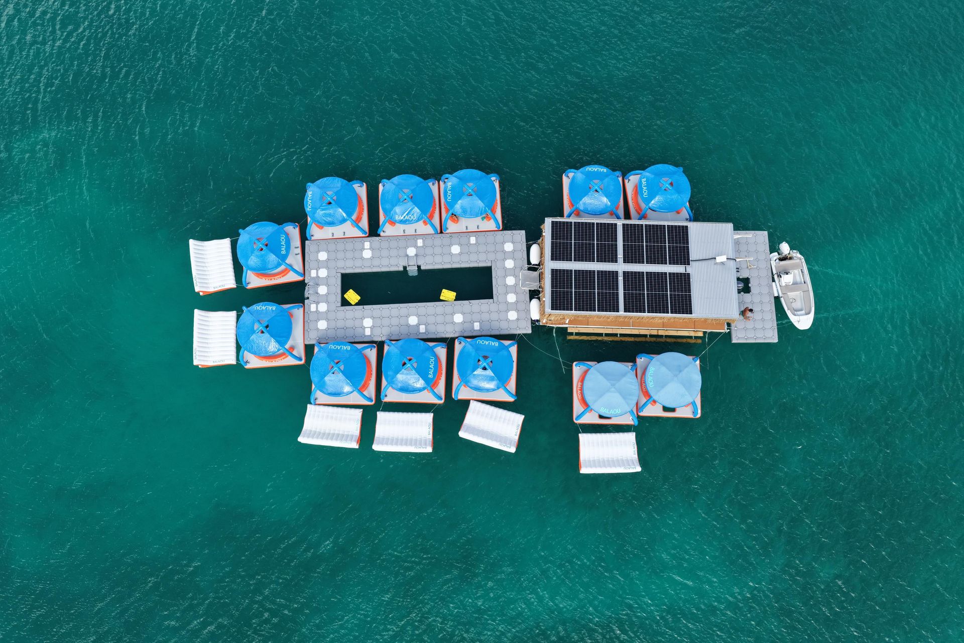 Balaou Restaurant | Floating Culinary Oasis in Grand Case