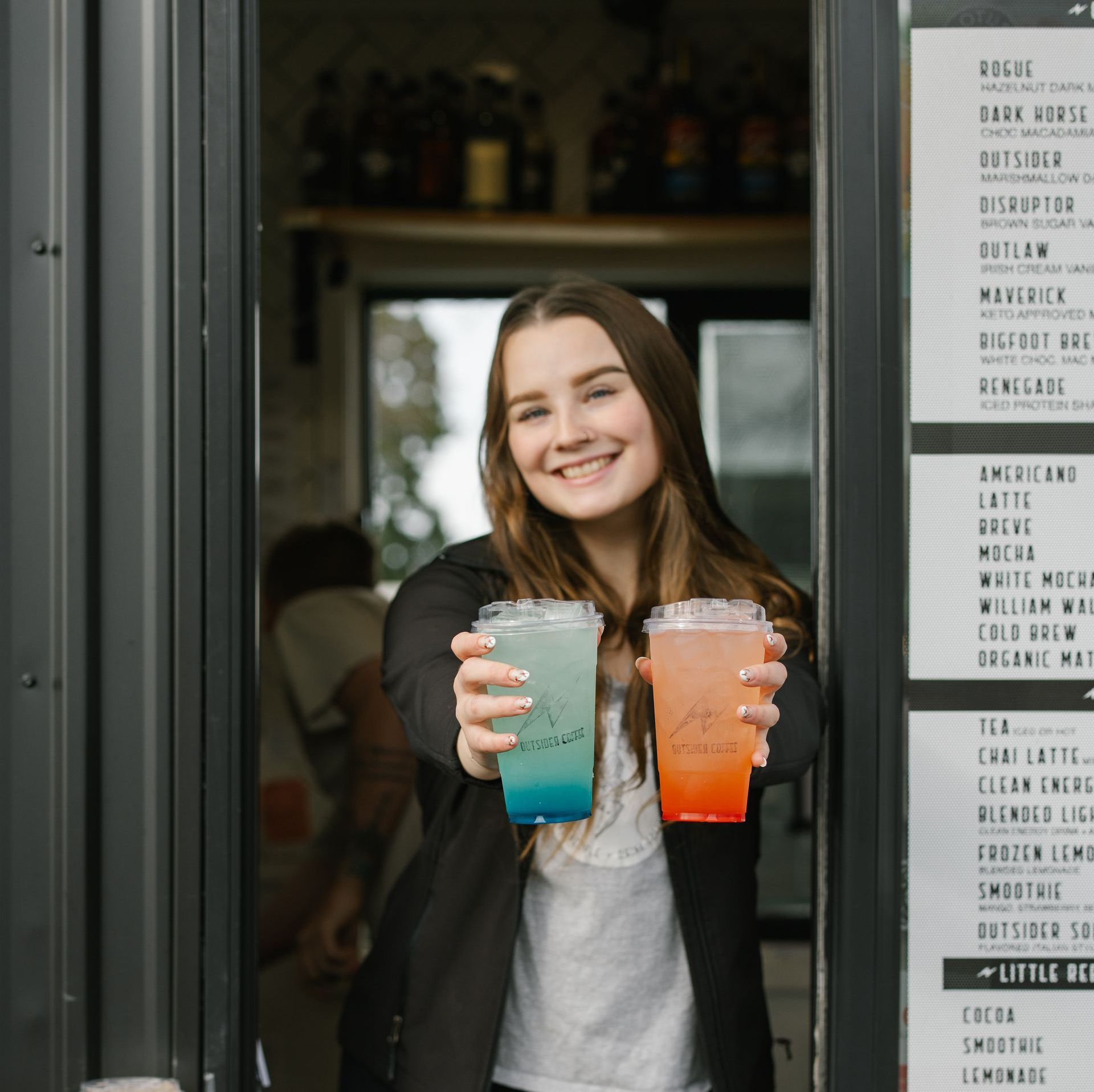 Home [www.outsider.coffee]