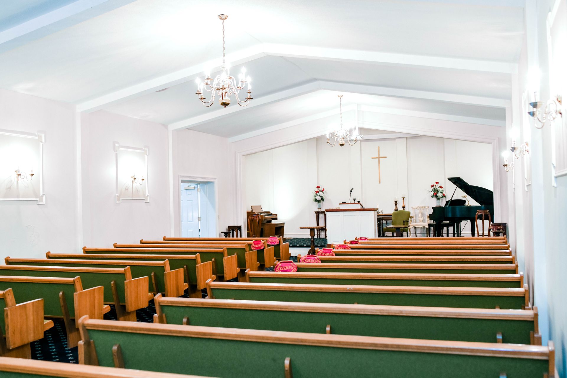 Our Facilities | Higgins LaGrange Chapel