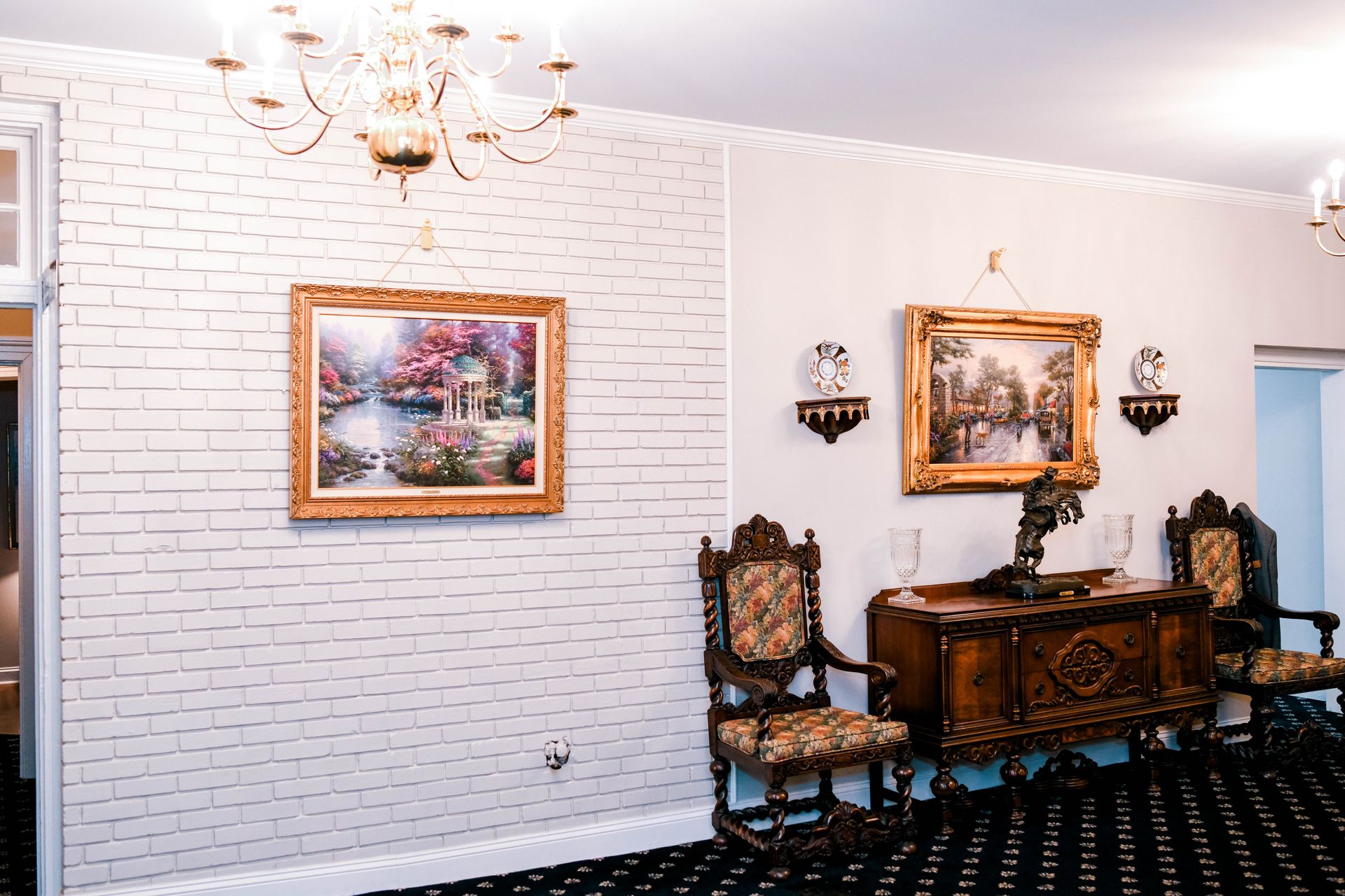 Our Facilities | Higgins LaGrange Chapel