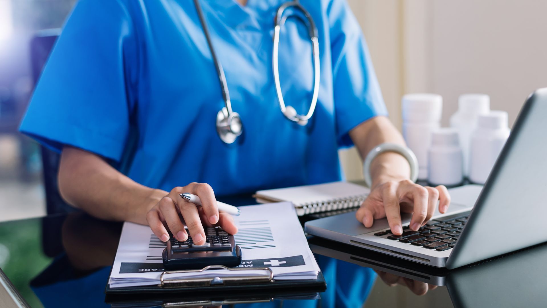 Key Factors to Evaluate When Comparing Insurance Settlement Offers for ...