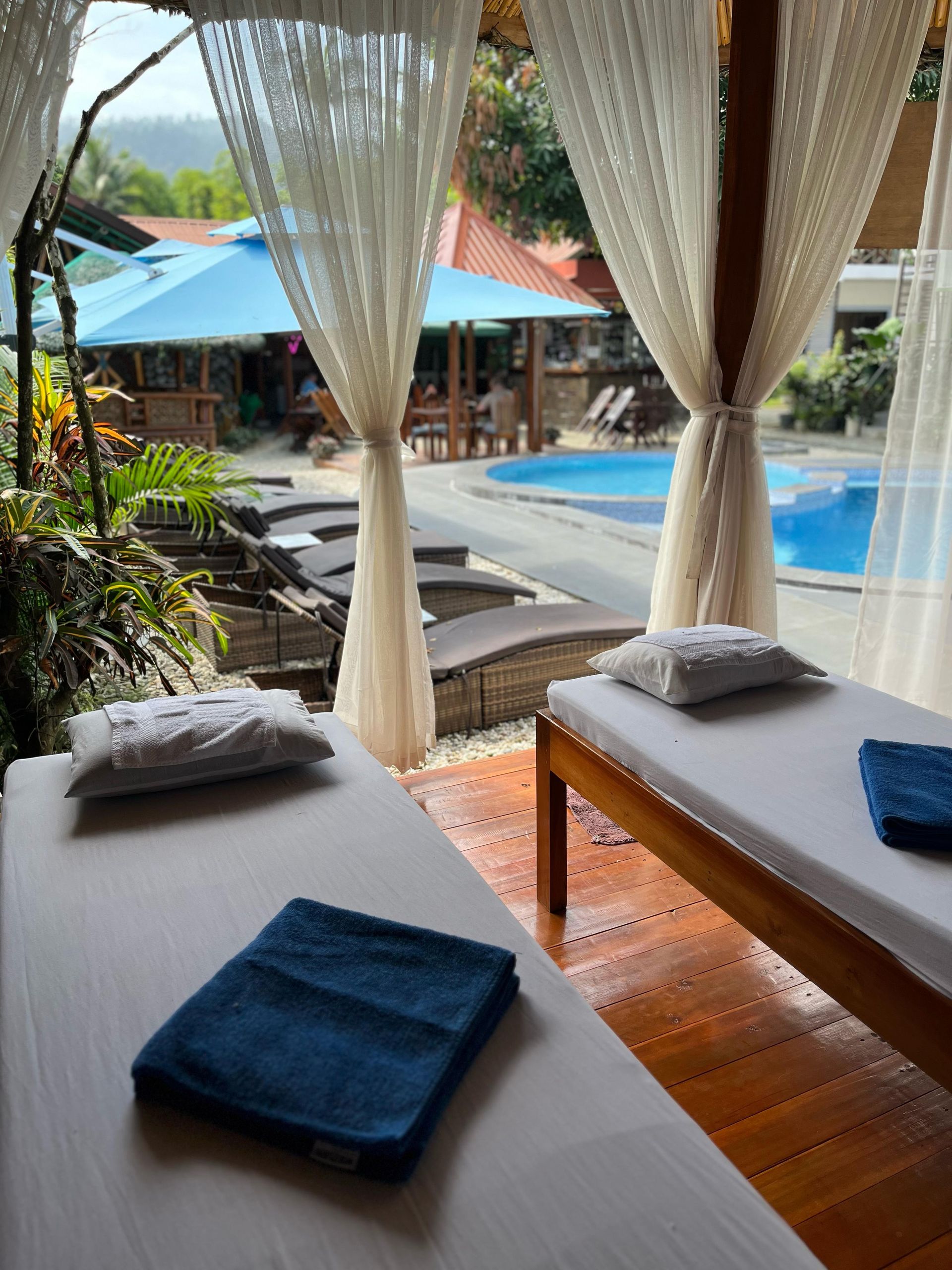 Hotel Oasis Port Barton | Activities