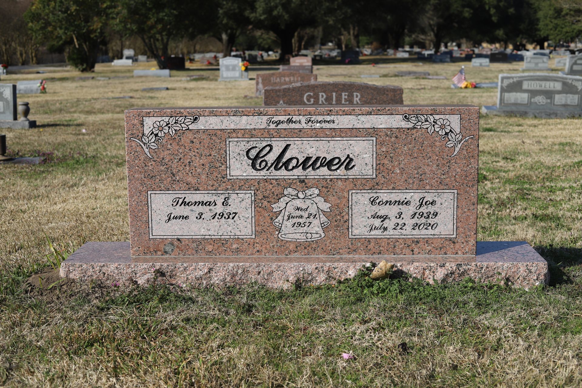 Upright Granite Headstones & Gravestones | Spradling