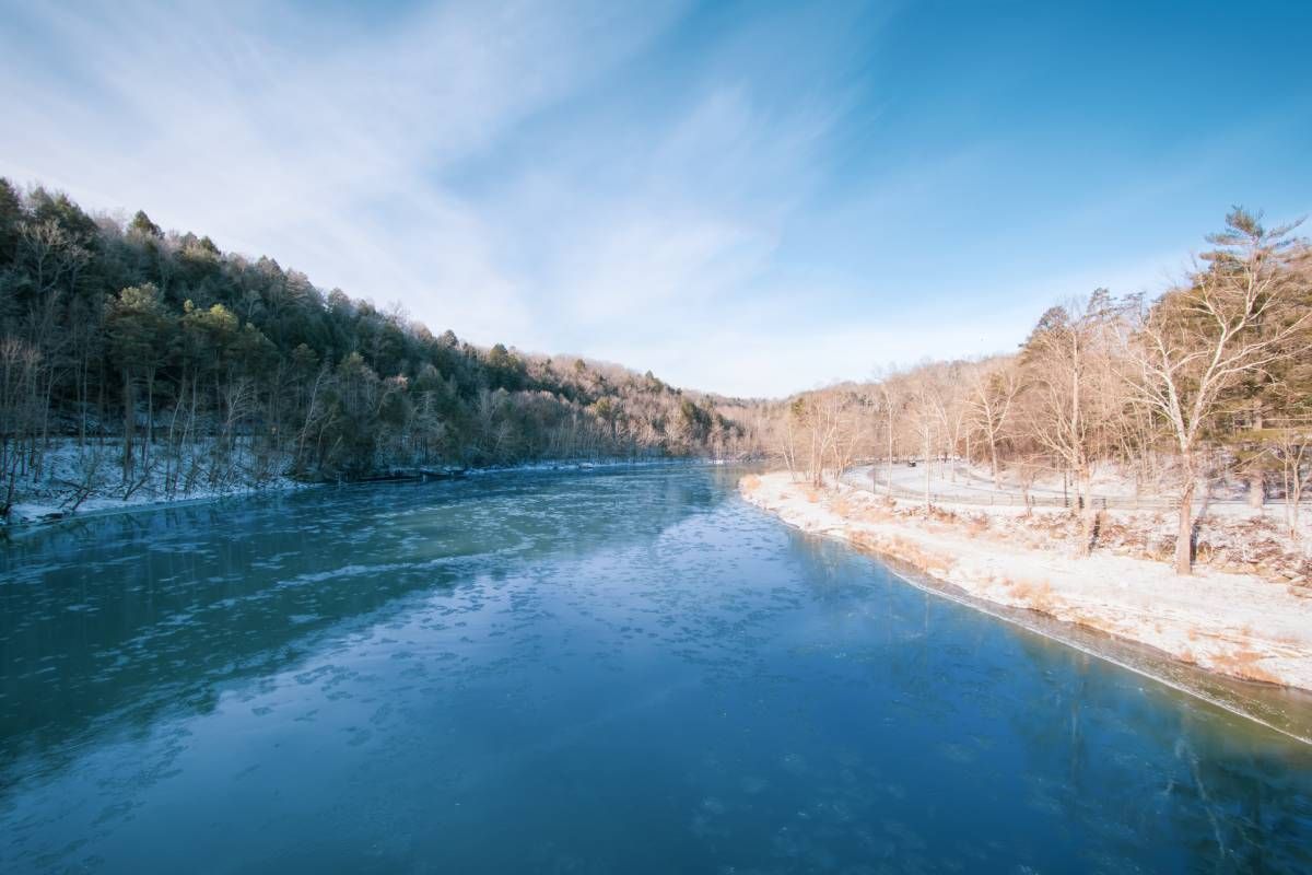 4 Tips for Staying Warm on a Kentucky River Tour | Kentucky River Tours