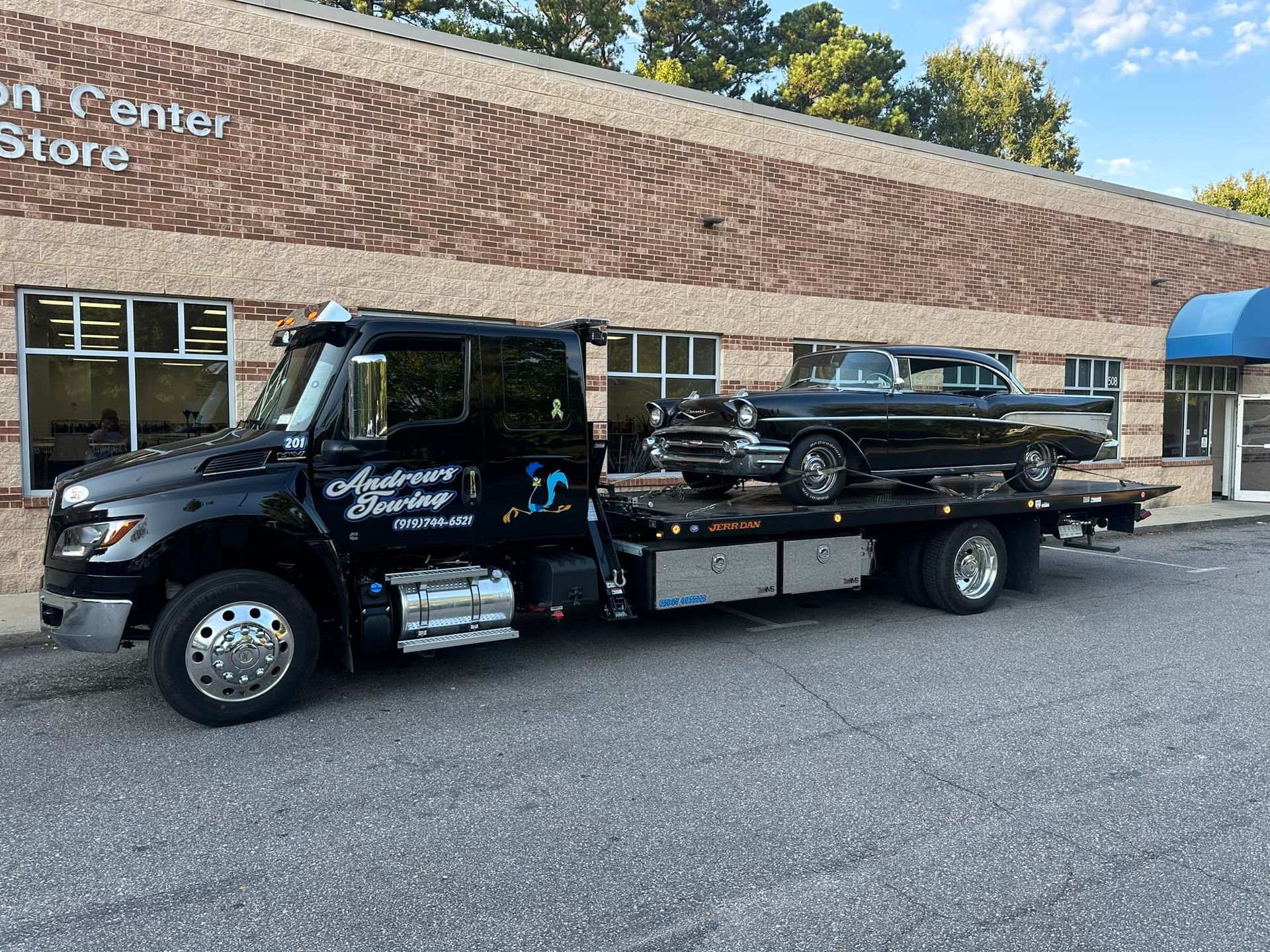 Towing & Vehicle Recovery Services | Andrews Towing | Clayton & Raleigh, NC