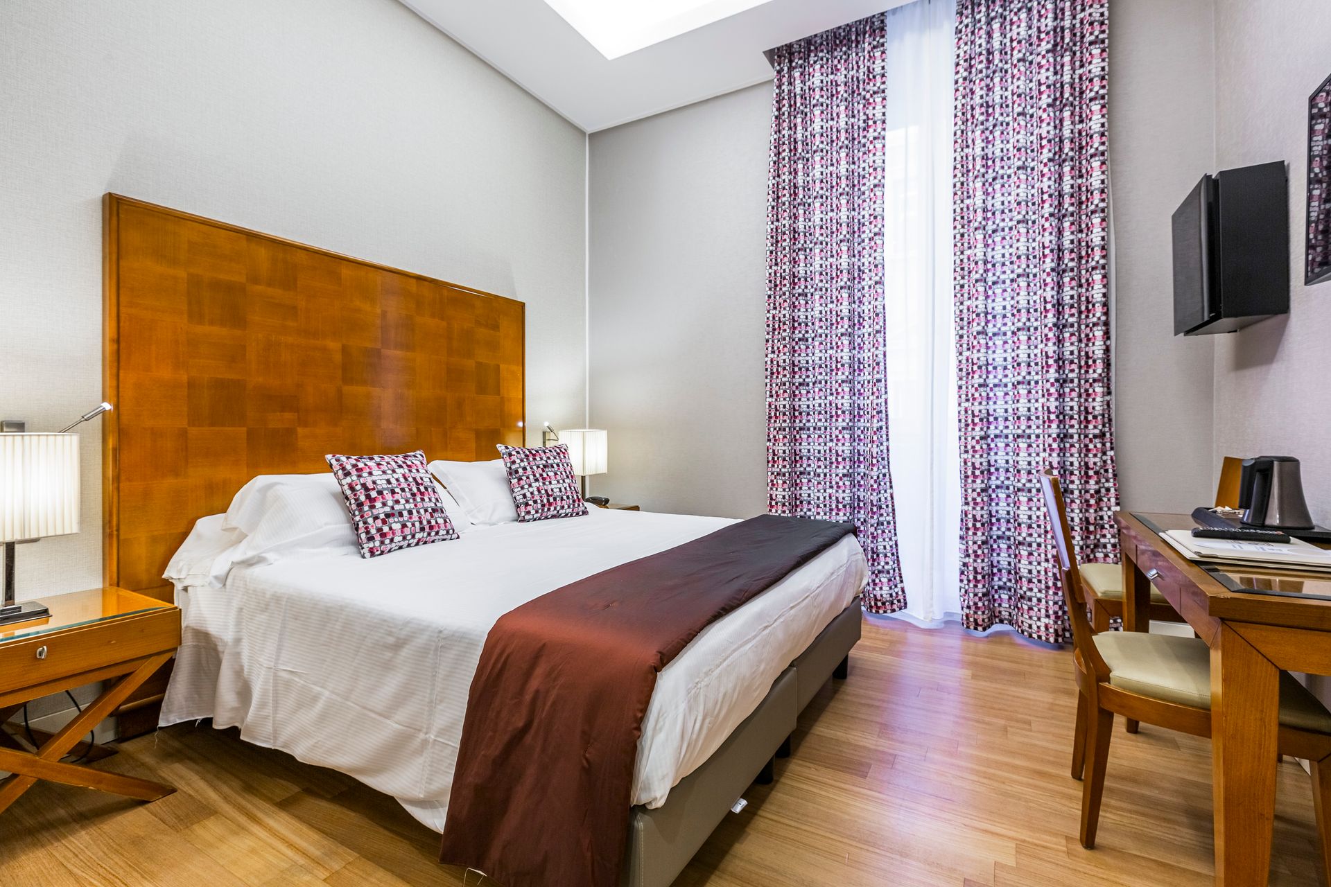 Hotel suites in central Rome | Rome | ReMarhotels Srl