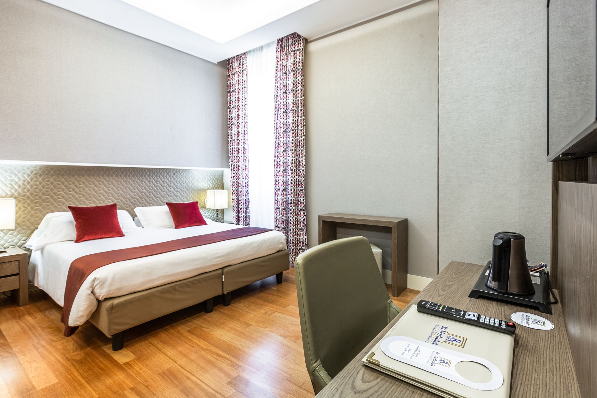 Hotel suites in central Rome | Rome | ReMarhotels Srl