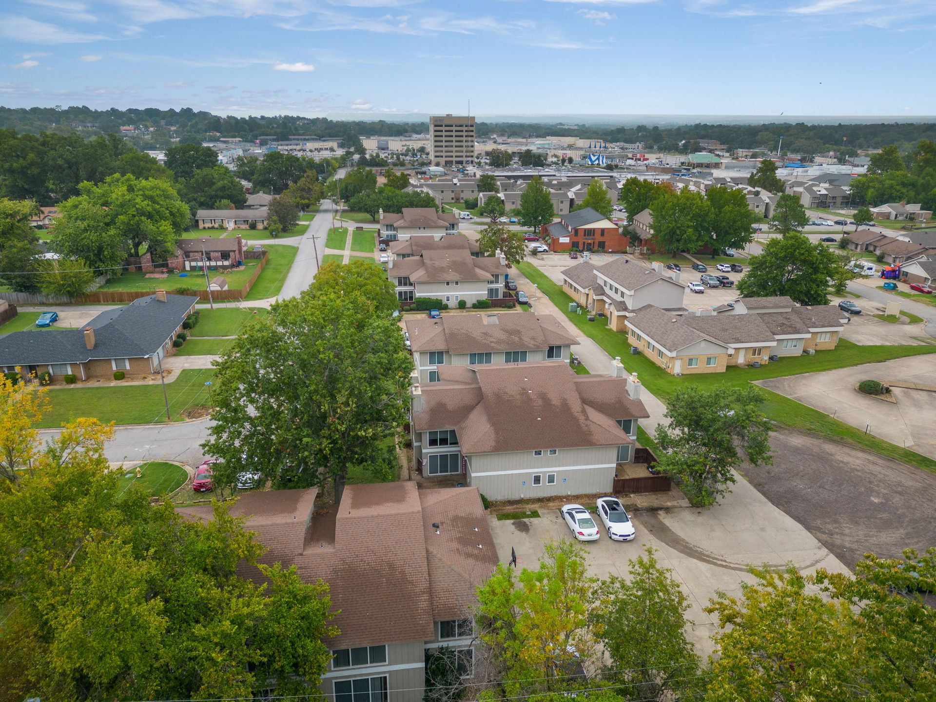 Arkansas and Oklahoma Rentals - Belle Point Cap