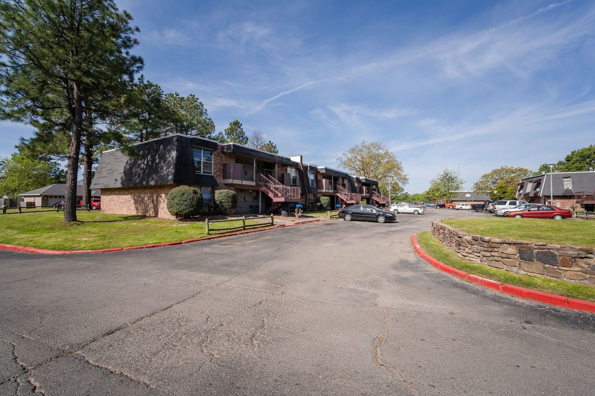 Arkansas and Oklahoma Rentals - Belle Point Cap