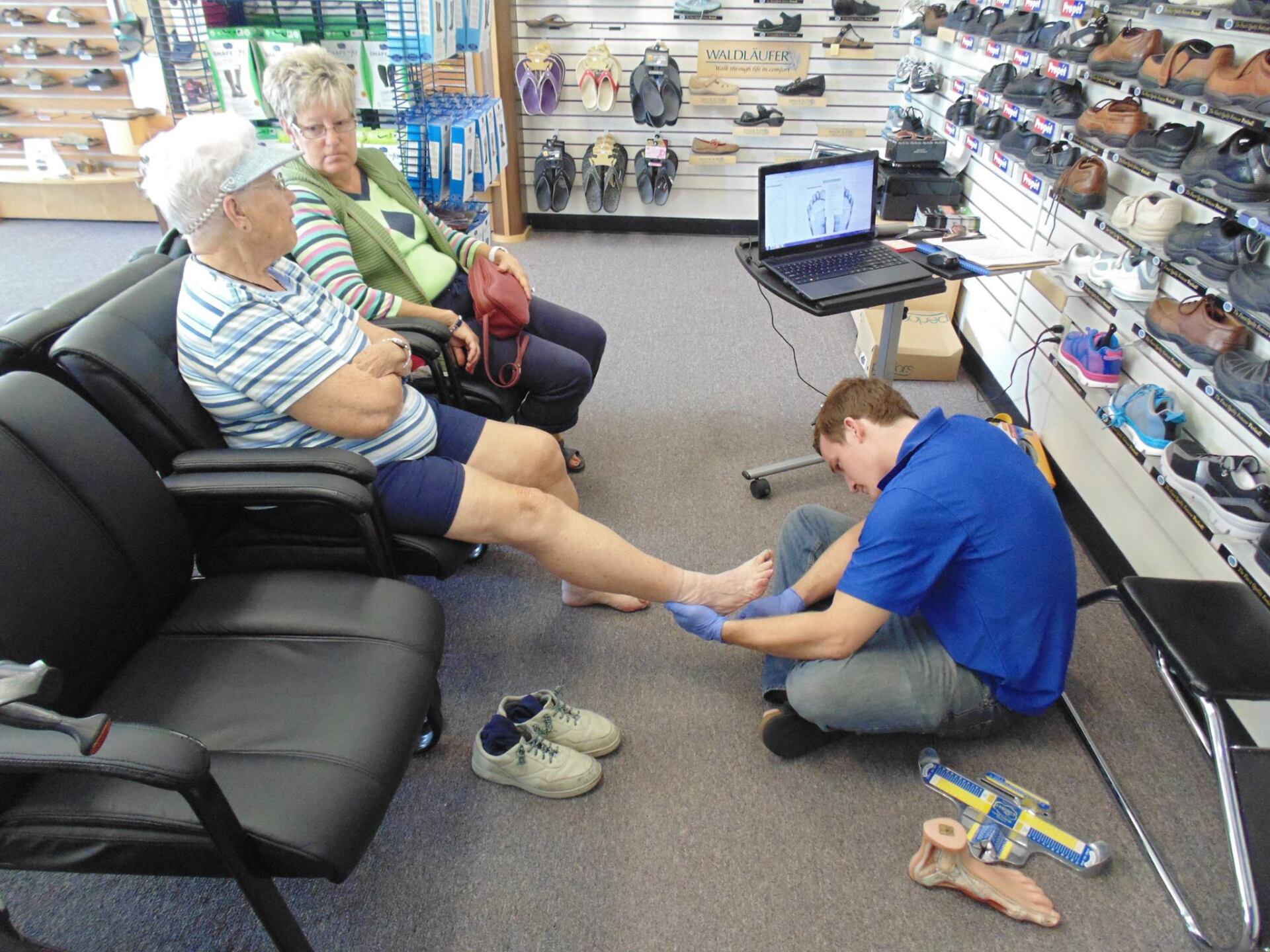 Custom Fitted Footwear & Insoles, Diabetic Shoes & Insoles, Othotics ...