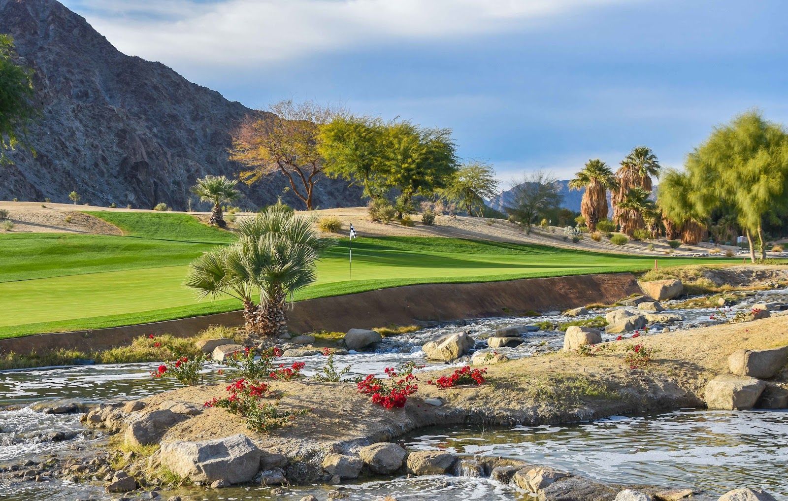 How Golf Combines Physical Activity With Mental Calm?