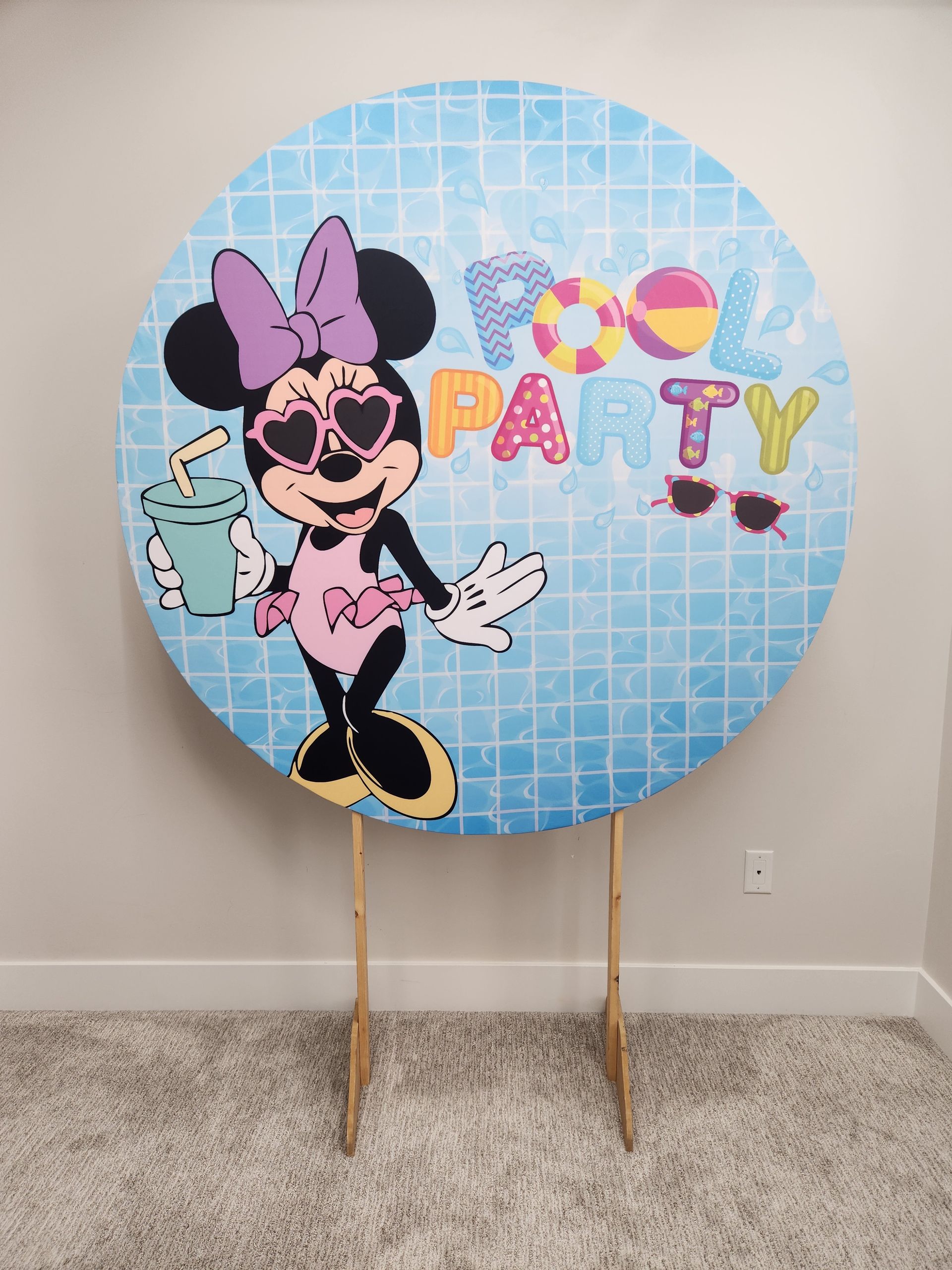 FESTA party supplies - Rental of party supplies