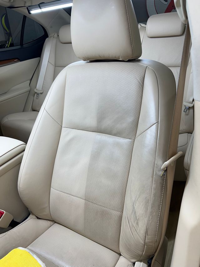 How to Reduce Static Dust in Car Interiors with Ceramic Coating