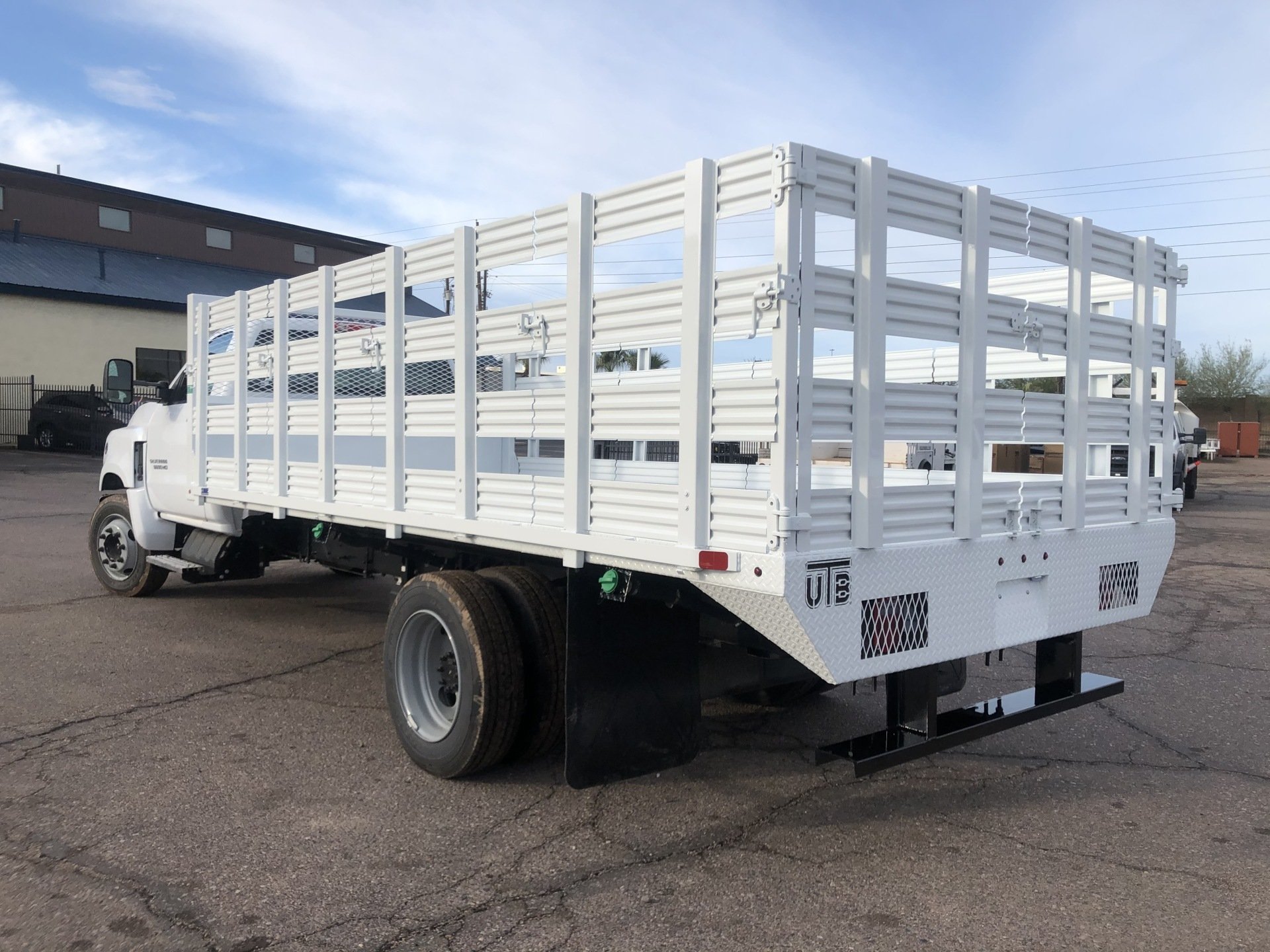 United Truck Bodies | Service Bodies and Flatbeds