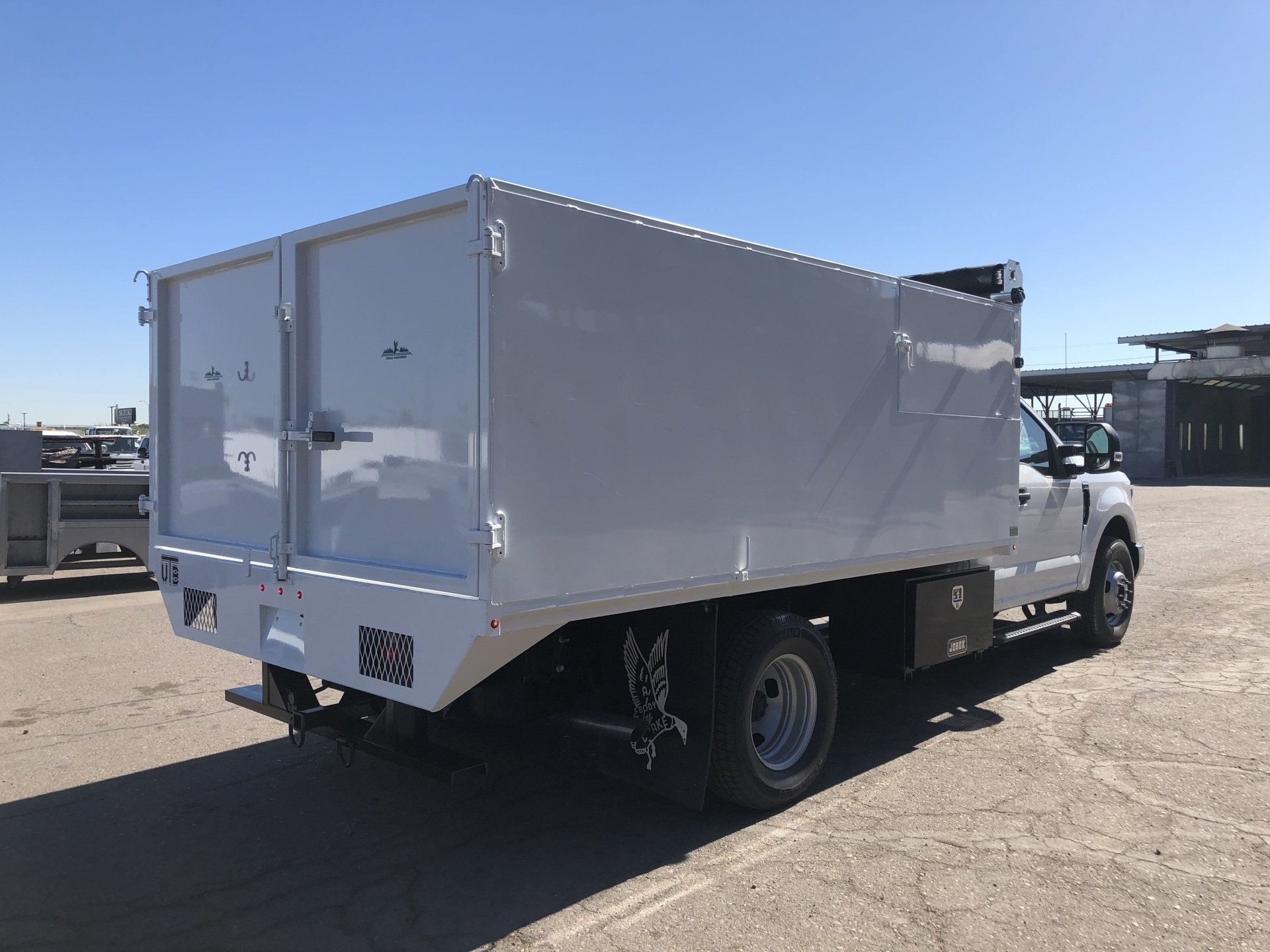 United Truck Bodies | Service Bodies and Flatbeds