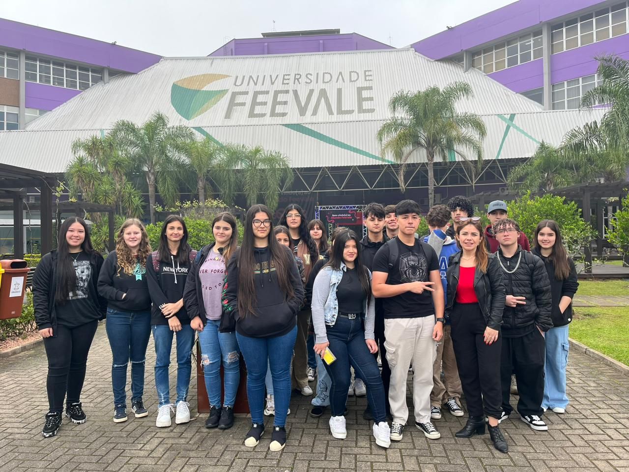 Projeto Vencer no Mundo Feevale