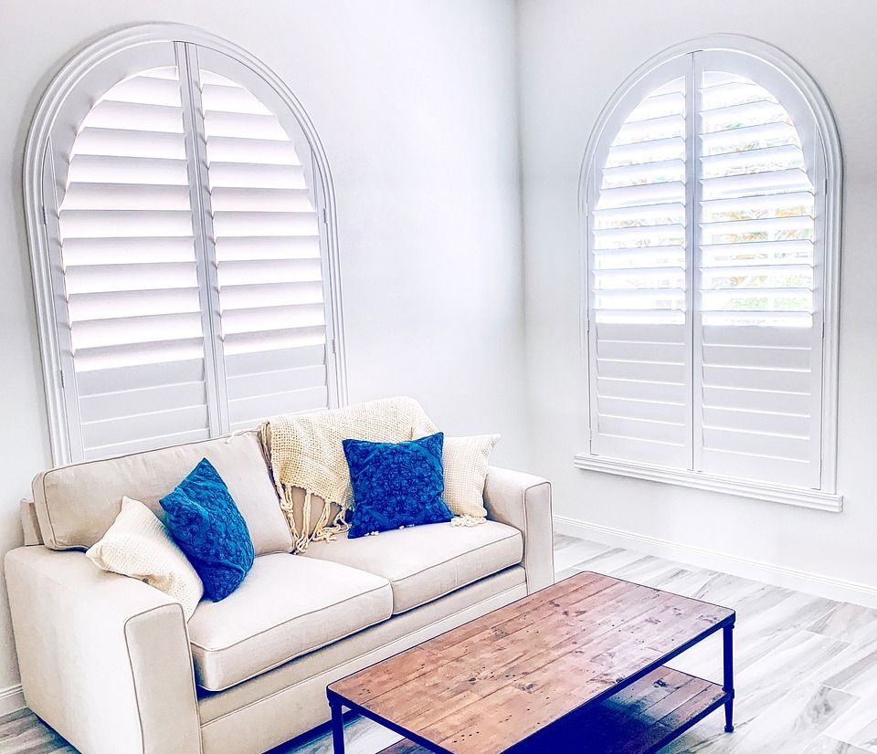 Custom-Shaped Window Treatments: Tips for Arch & Bay Windows