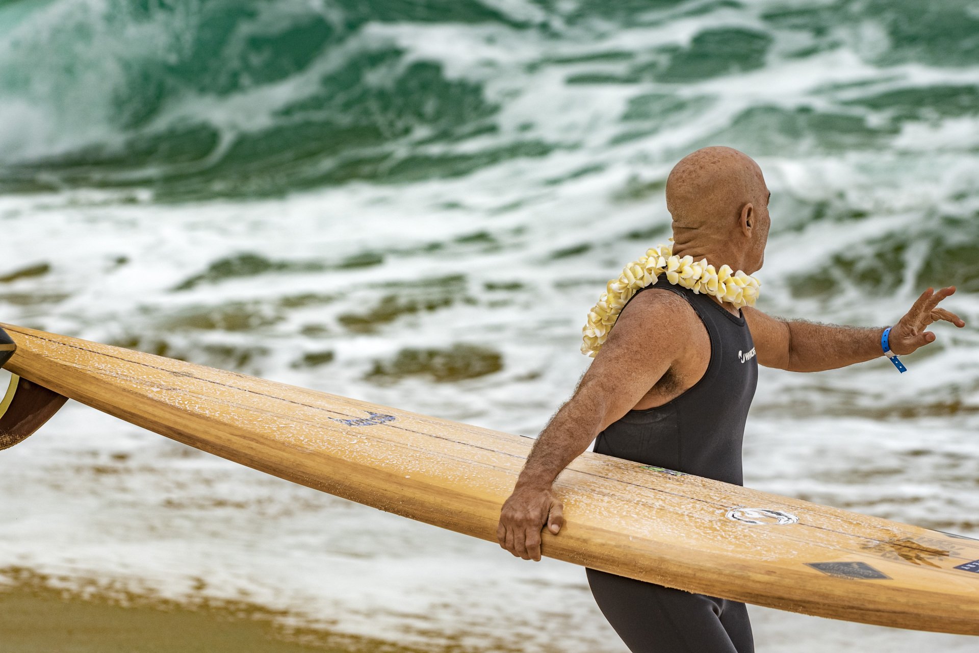 The 2022 - 2023 Eddie Aikau Big Wave Invitational | Waimea Bay