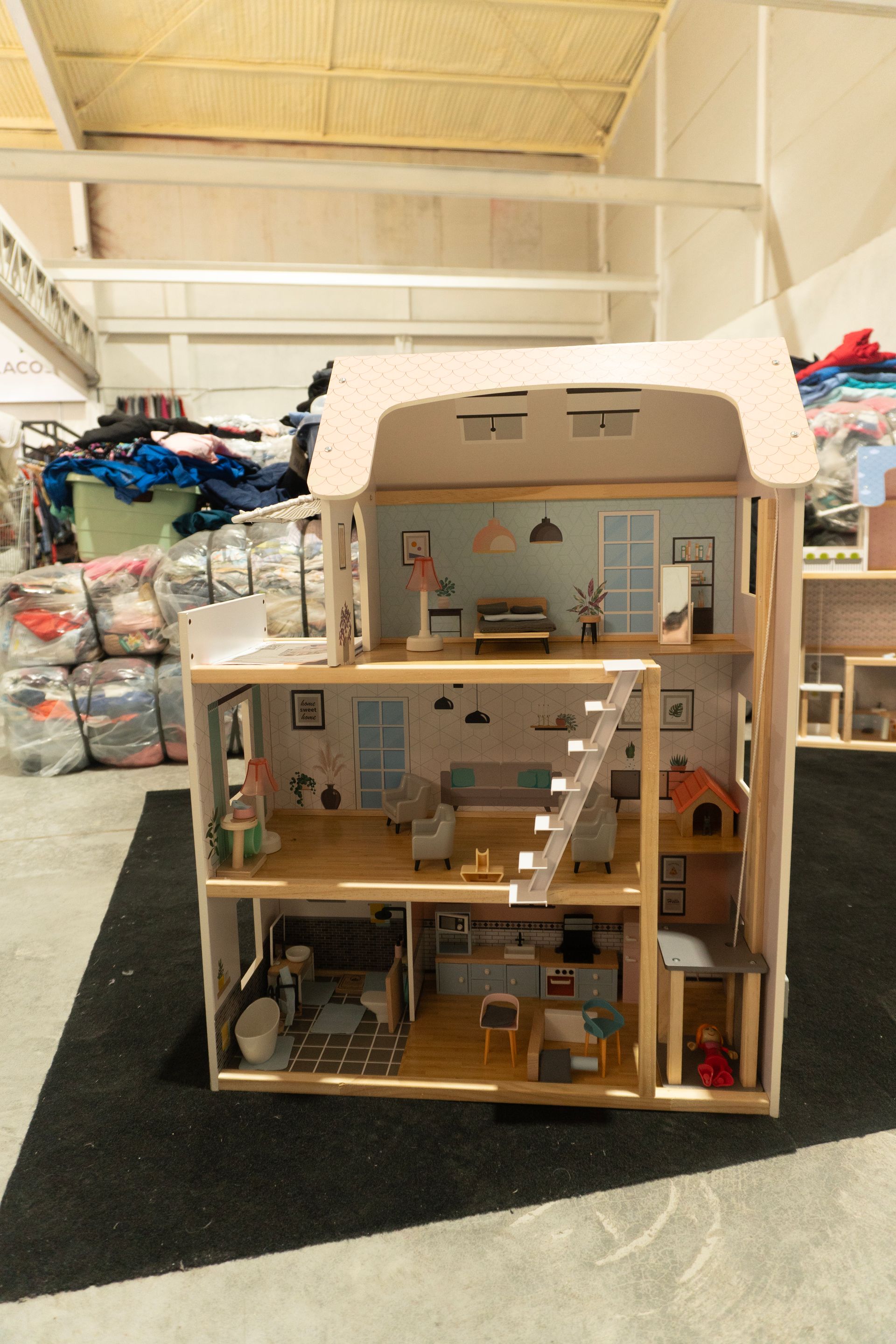 Importaciones JR, líder en distribución mayorista y minorista, Ñuble-Chile