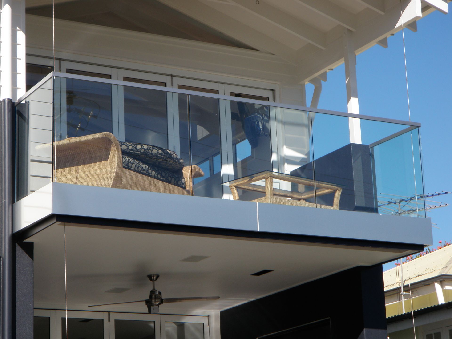 Customised Glass Projects | Brisbane, QLD | Euroglass