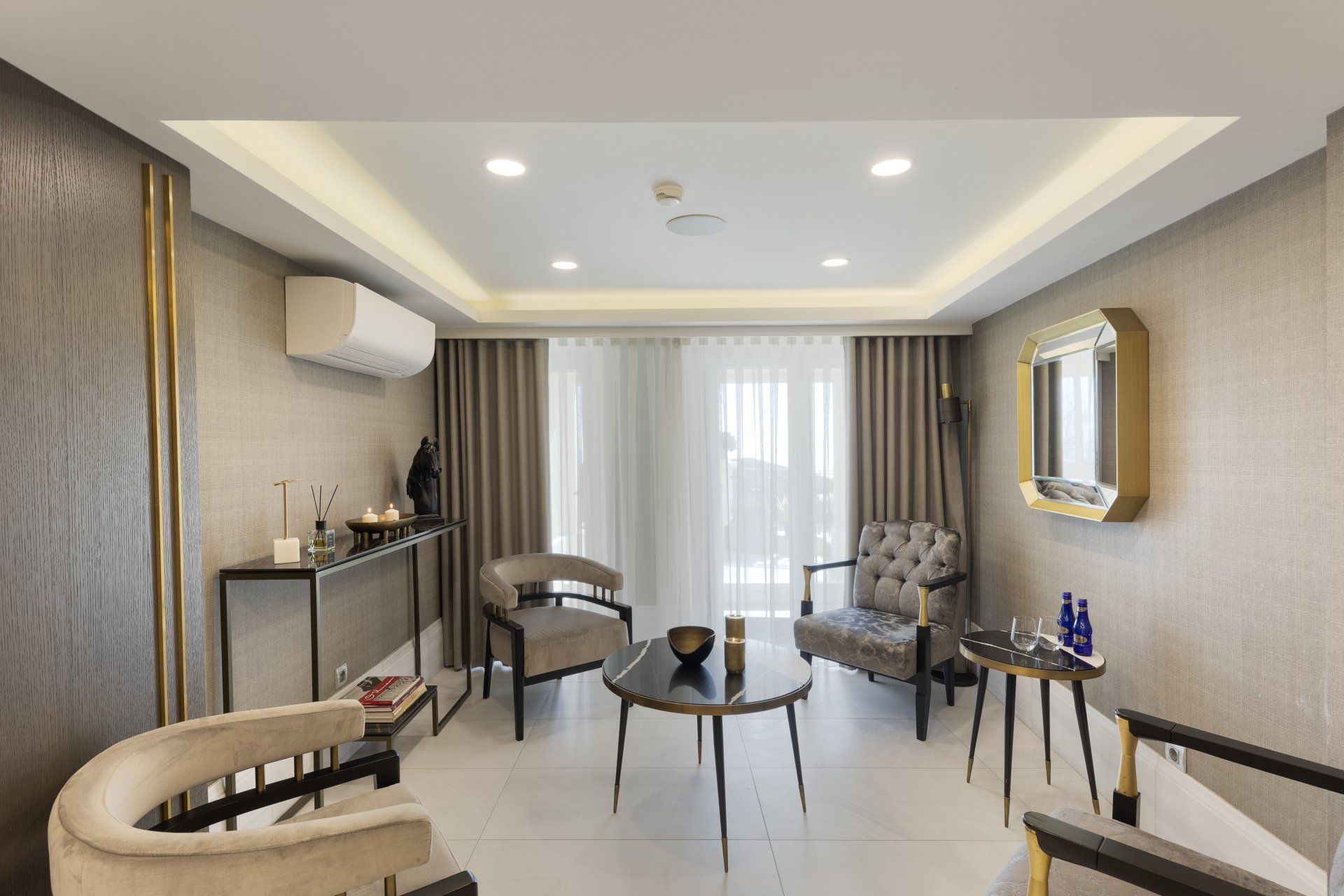 Mula Hotel | Picture of Mula Hotel Lobby - Great Place to Stay