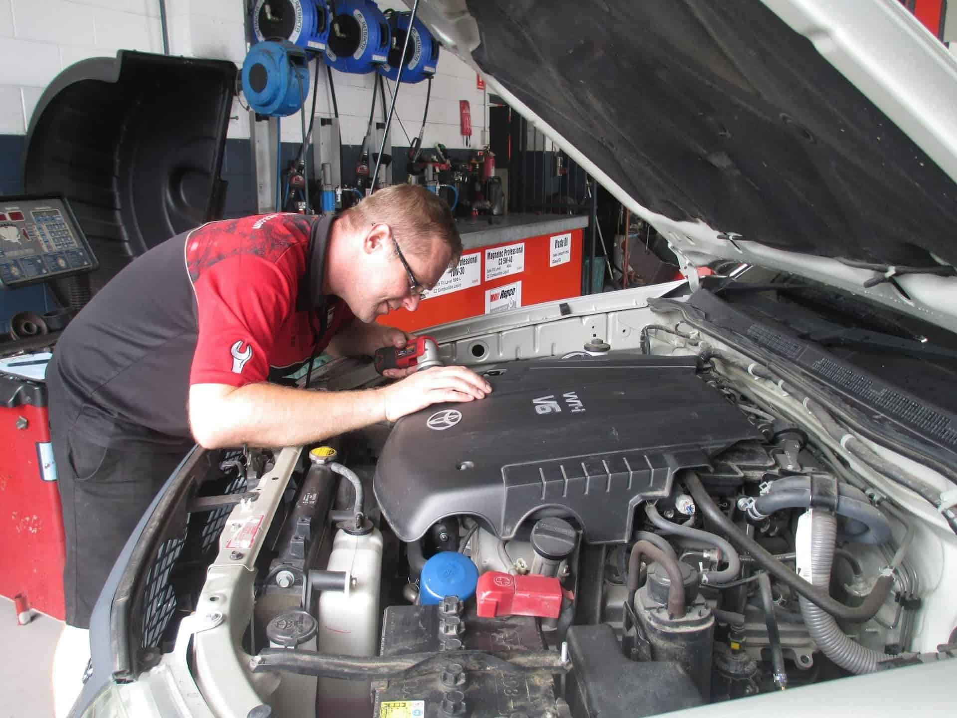 Contact | Pelican Motors Service Centre