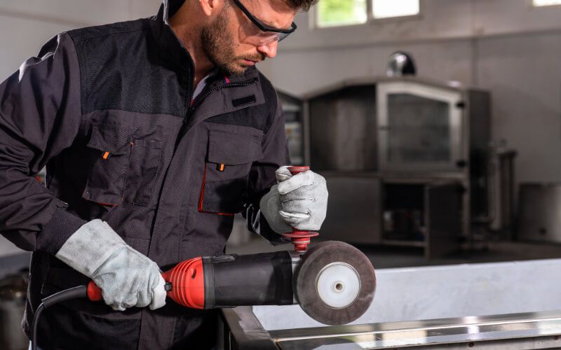 Características del proceso del pulido de metal