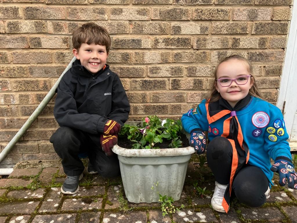 Beavers brighten up Caythorpe Village Hall, thanks to B&Q