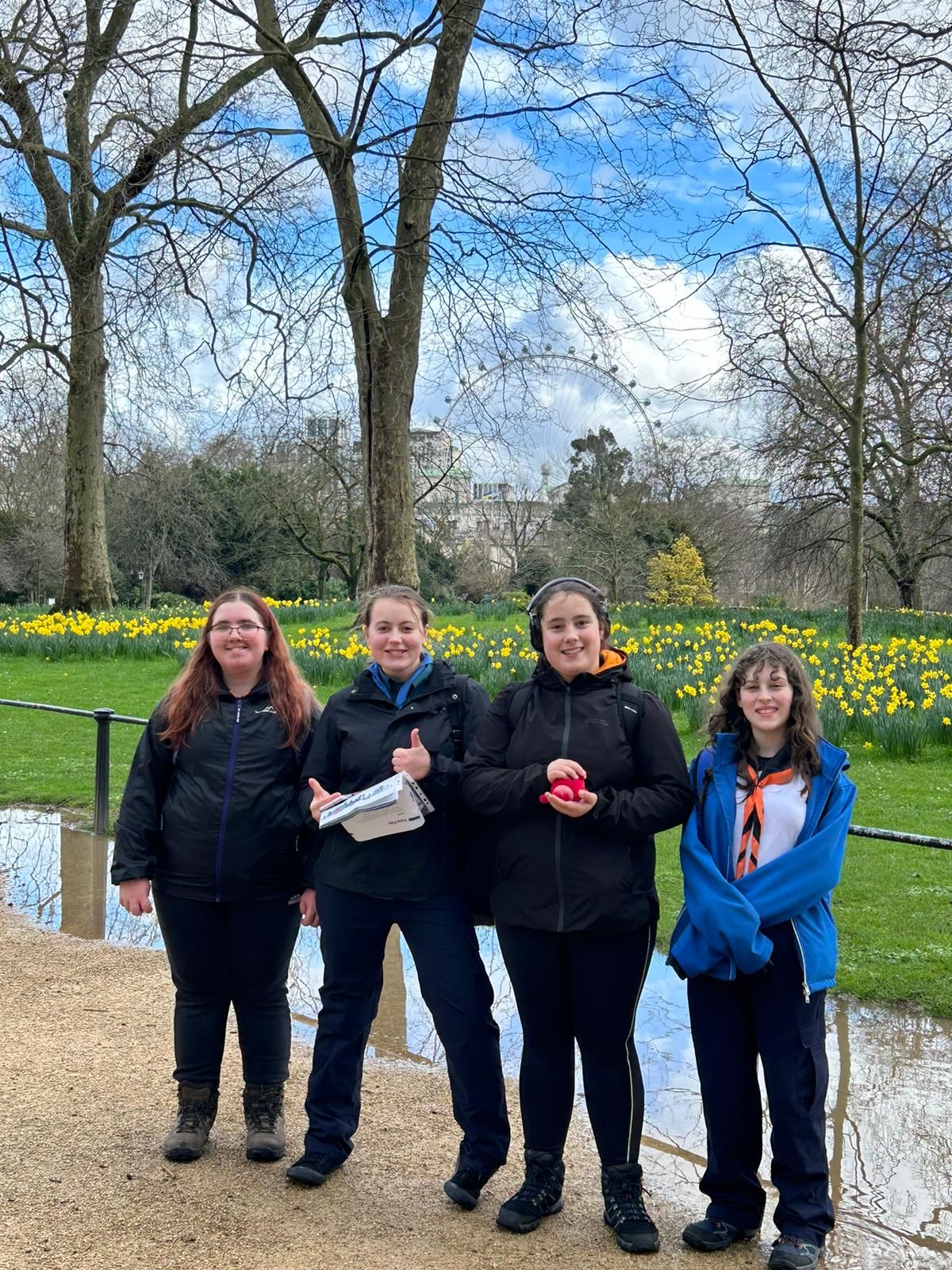 1st Caythorpe and 9th Grantham Scouts in London Monopoly Run