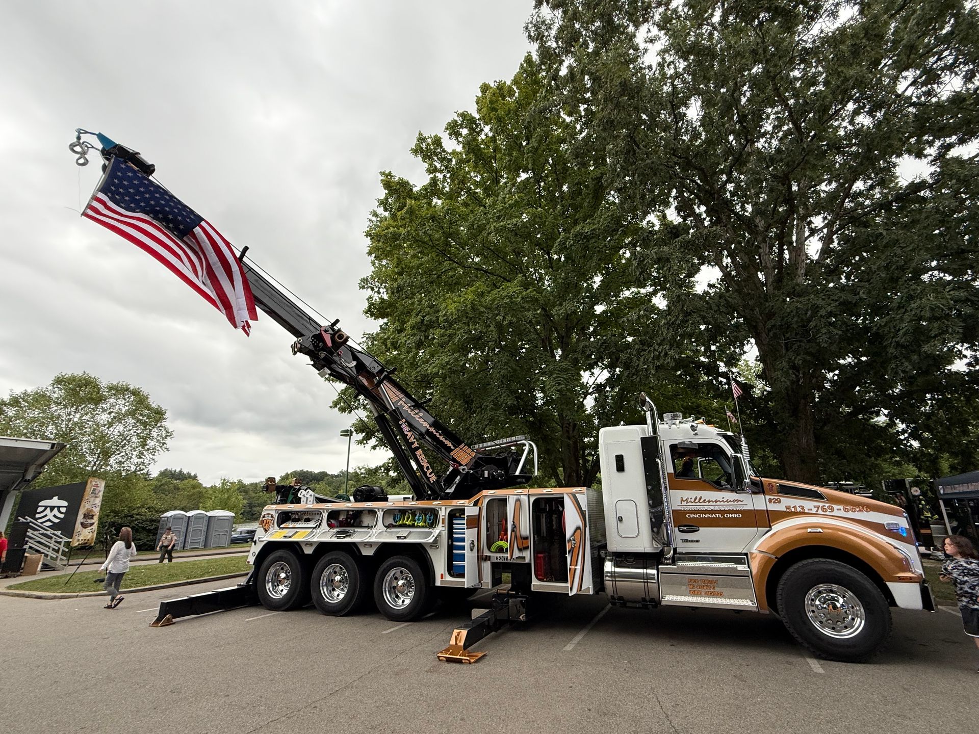 24/7 Towing in Cincinnati, Ohio ~ Millennium Towing