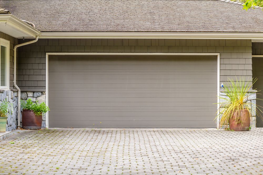 How to Choose the Right Garage Door for Your Home
