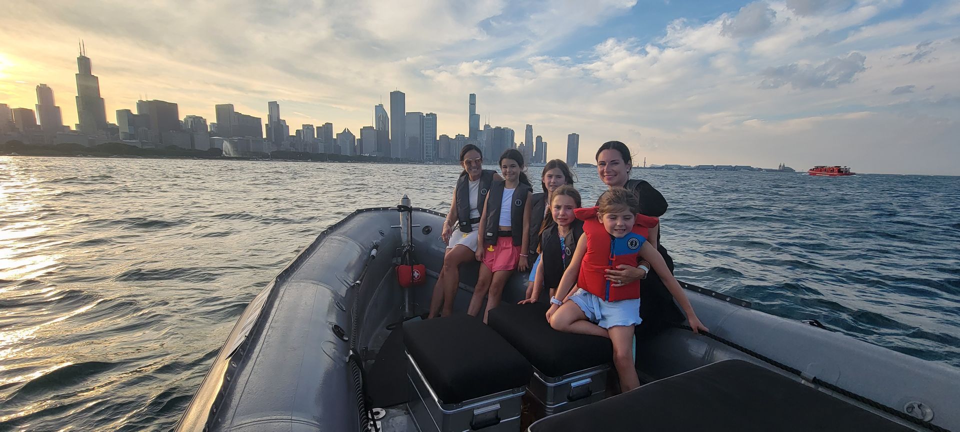 BlackHawk Boat Tours Chicago - Private Adventure Speedboat Tours