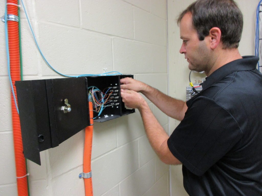 Electrical Work | Norman, OK | Wade Electric