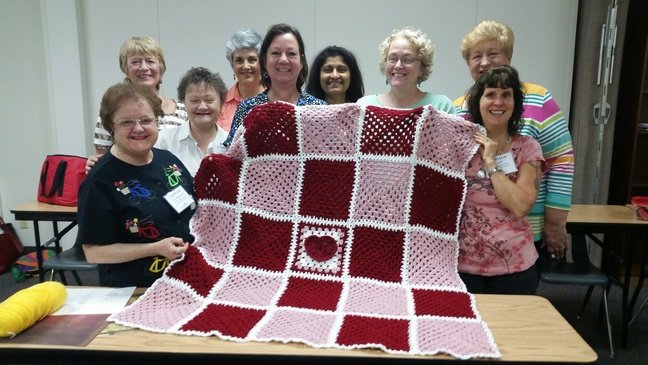 Mary's Chain of Love - Crochet & Craft Ministry