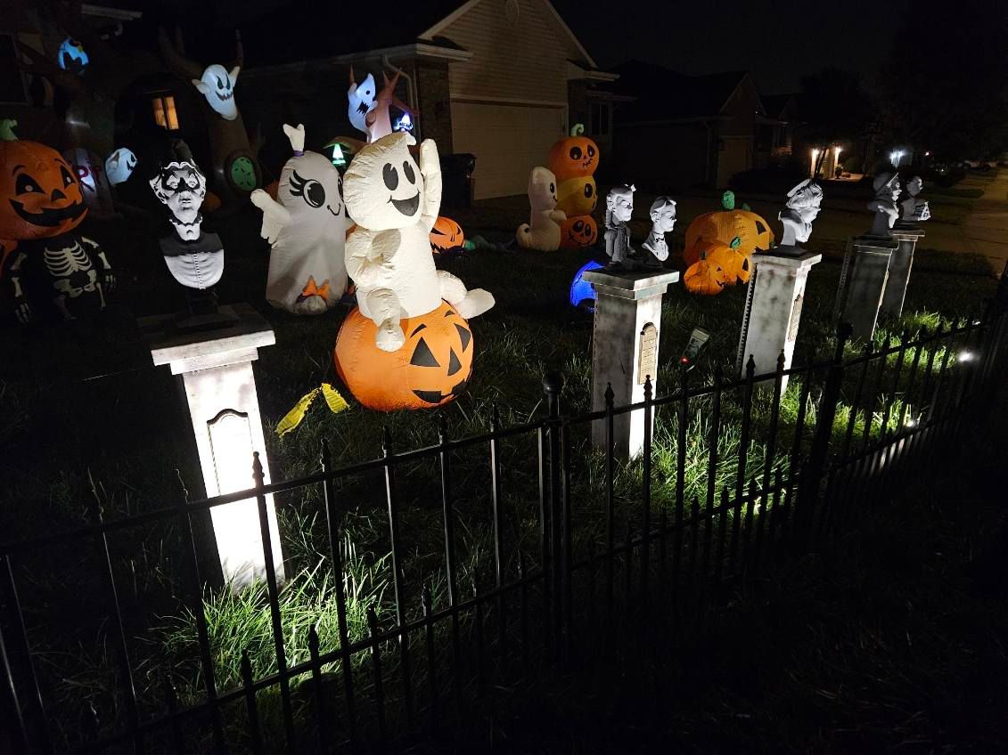 Haunted Cemetery Tours | Ollie The Trolley