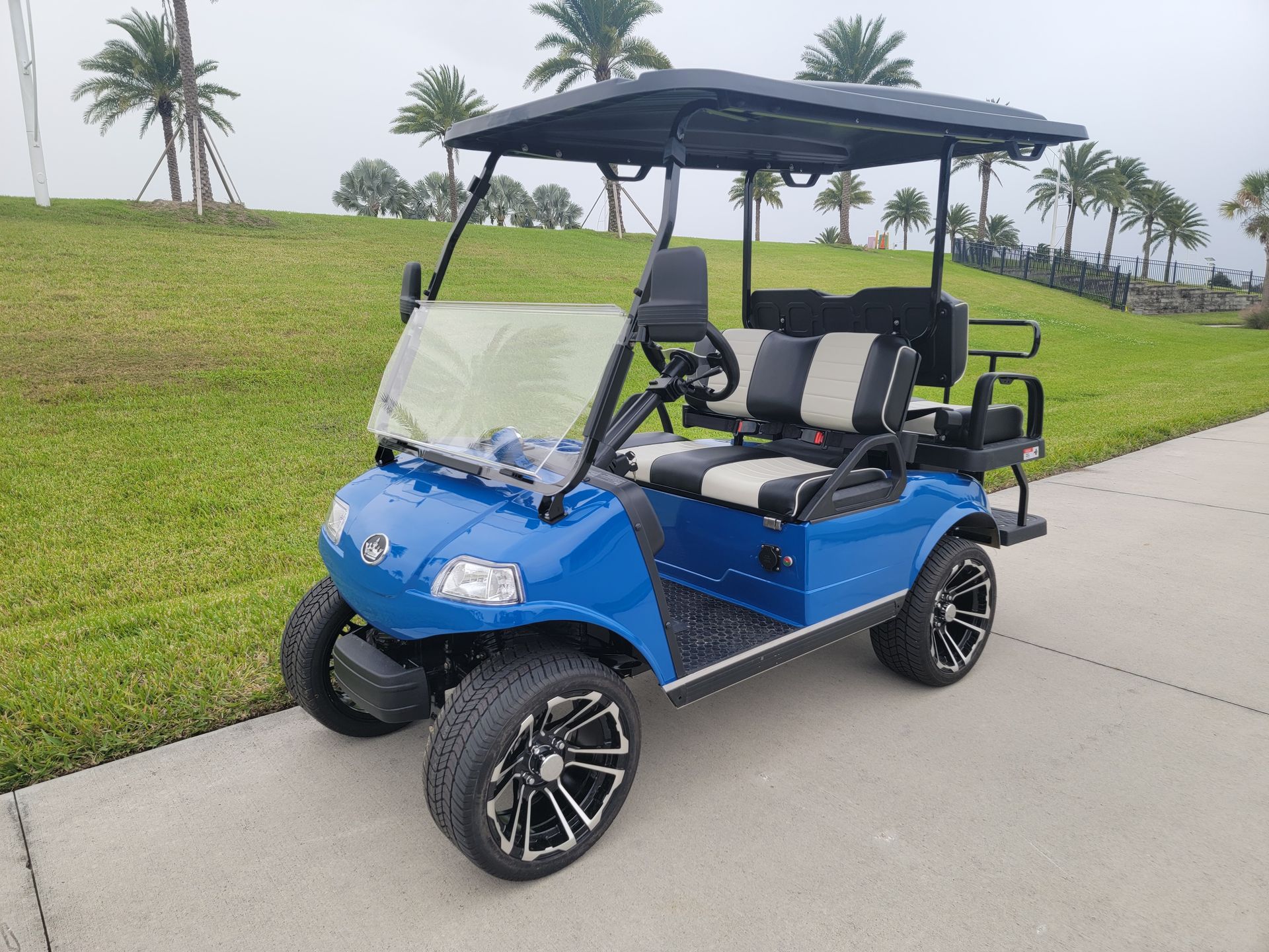 4 Passenger Golf Carts | Velocity Custom Golf Carts