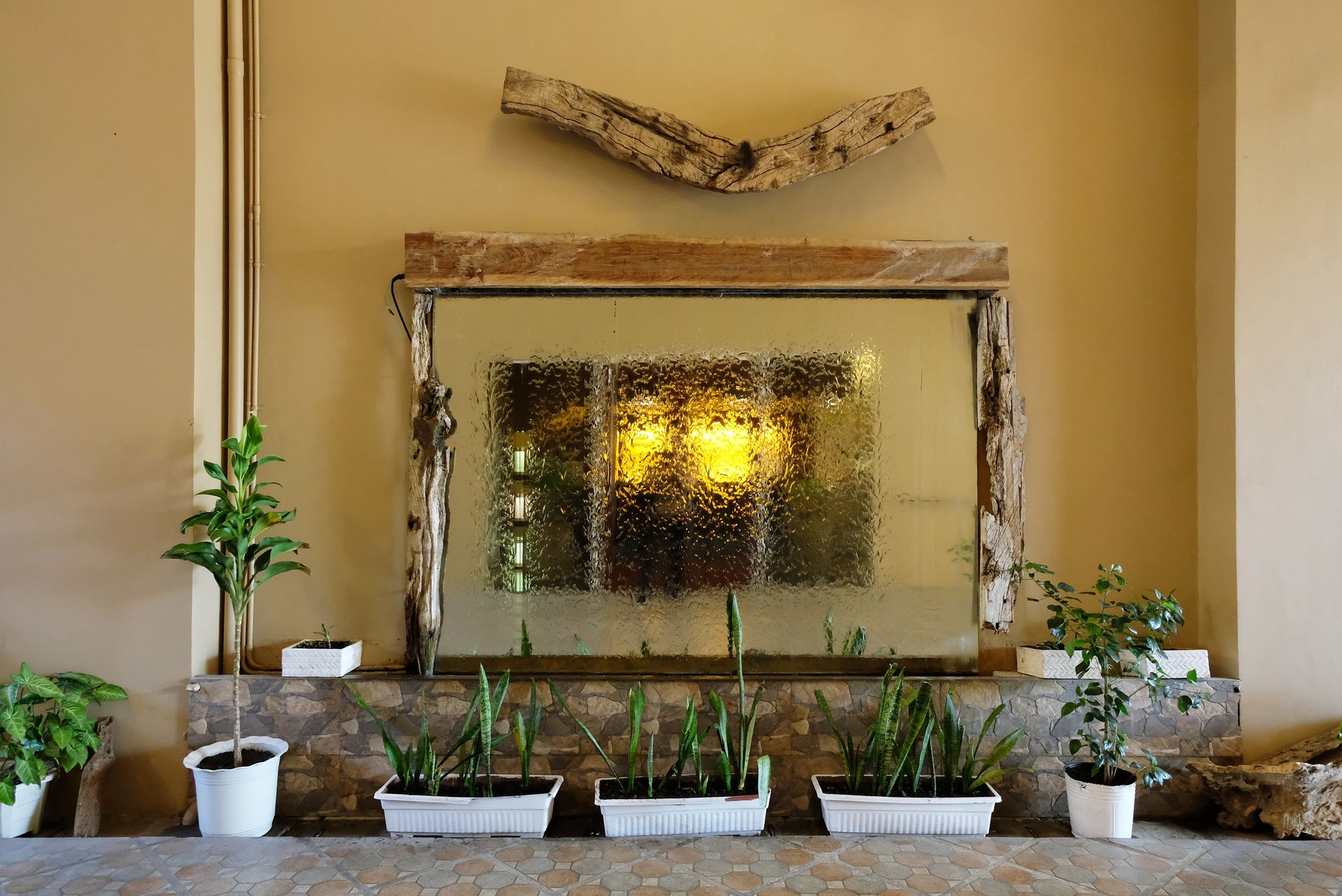 Your Dumaguete Retreat: Sierra Hotel - Near Escano Beach