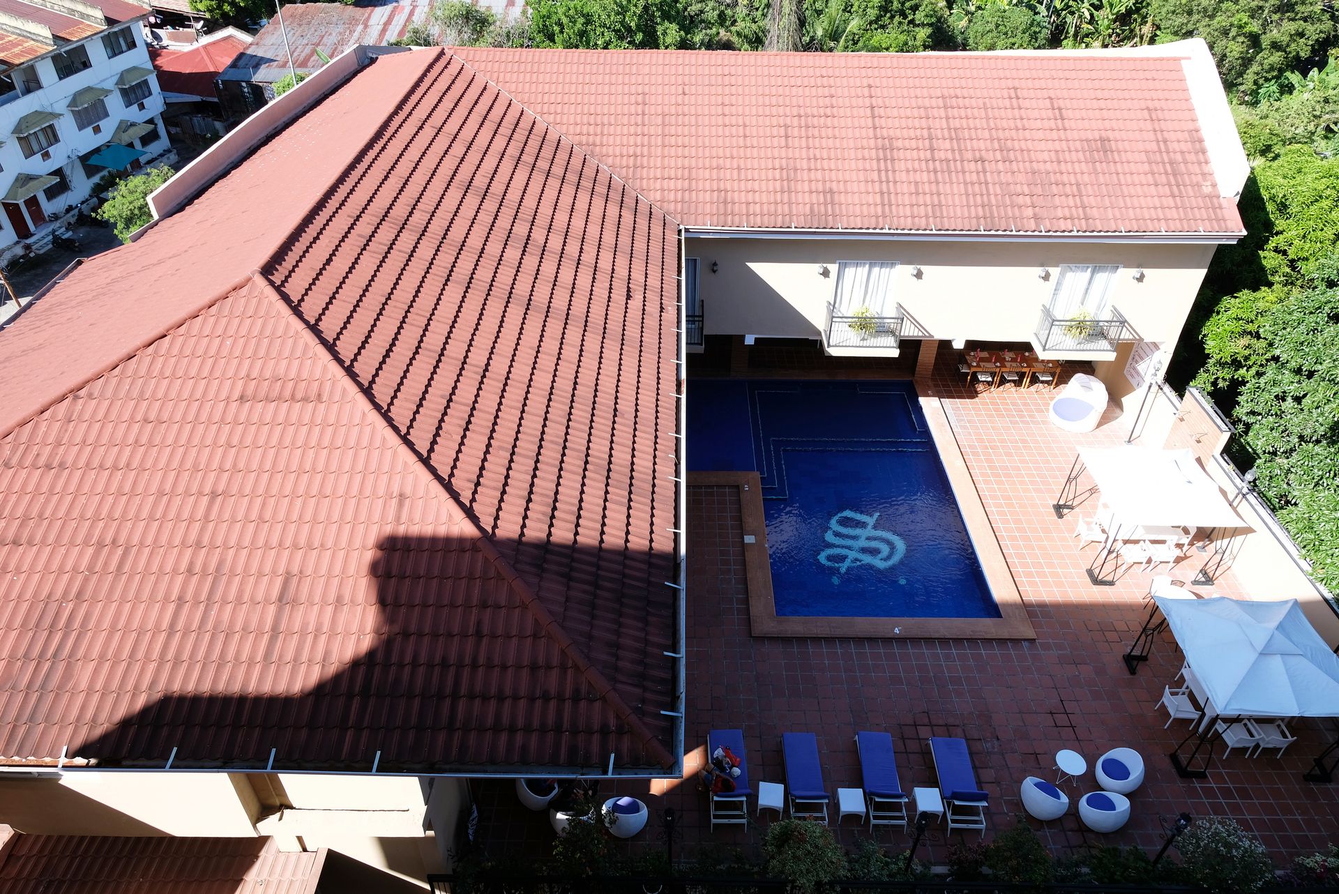 Your Dumaguete Retreat: Sierra Hotel - Near Escano Beach