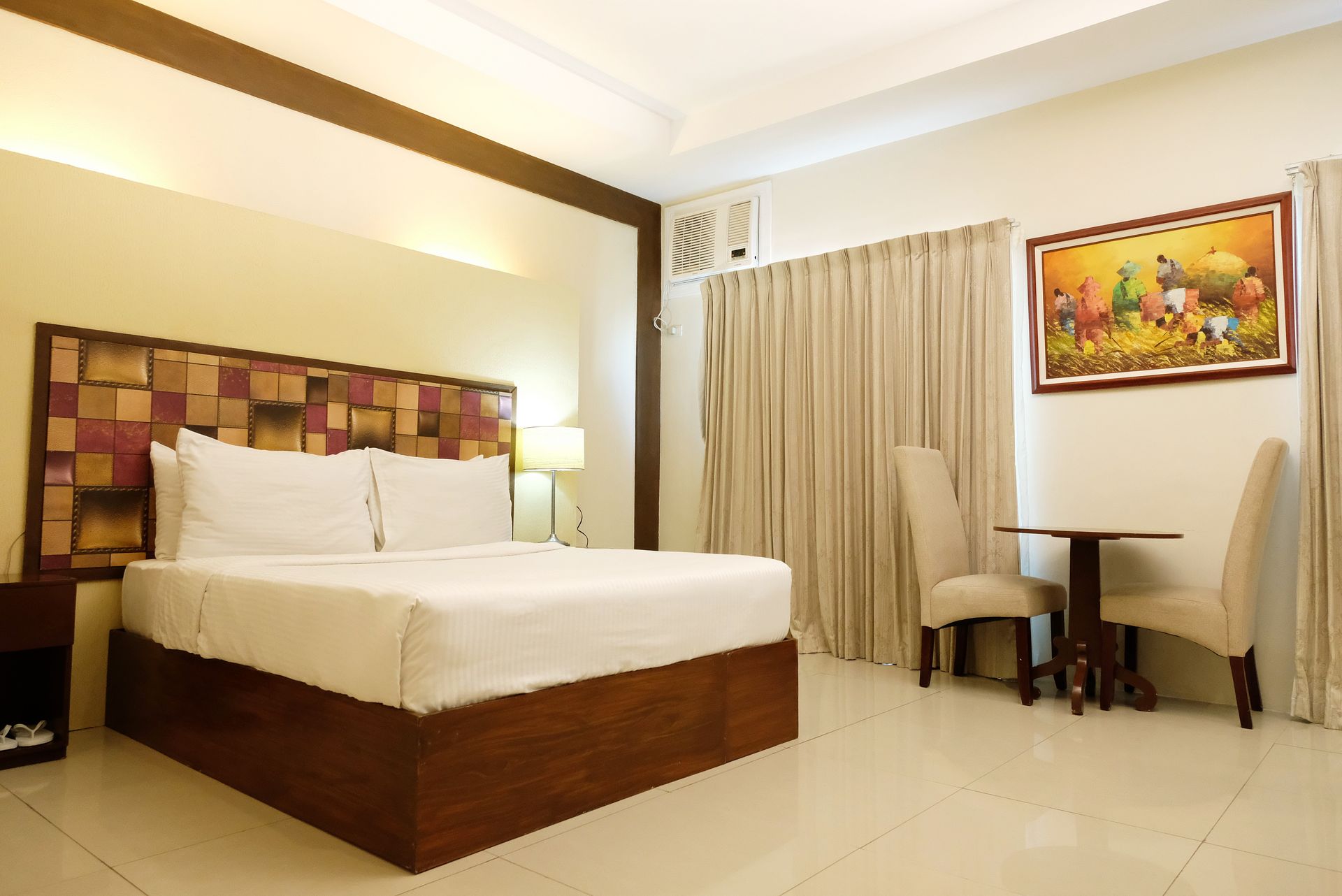 Your Dumaguete Retreat: Sierra Hotel - Near Escano Beach