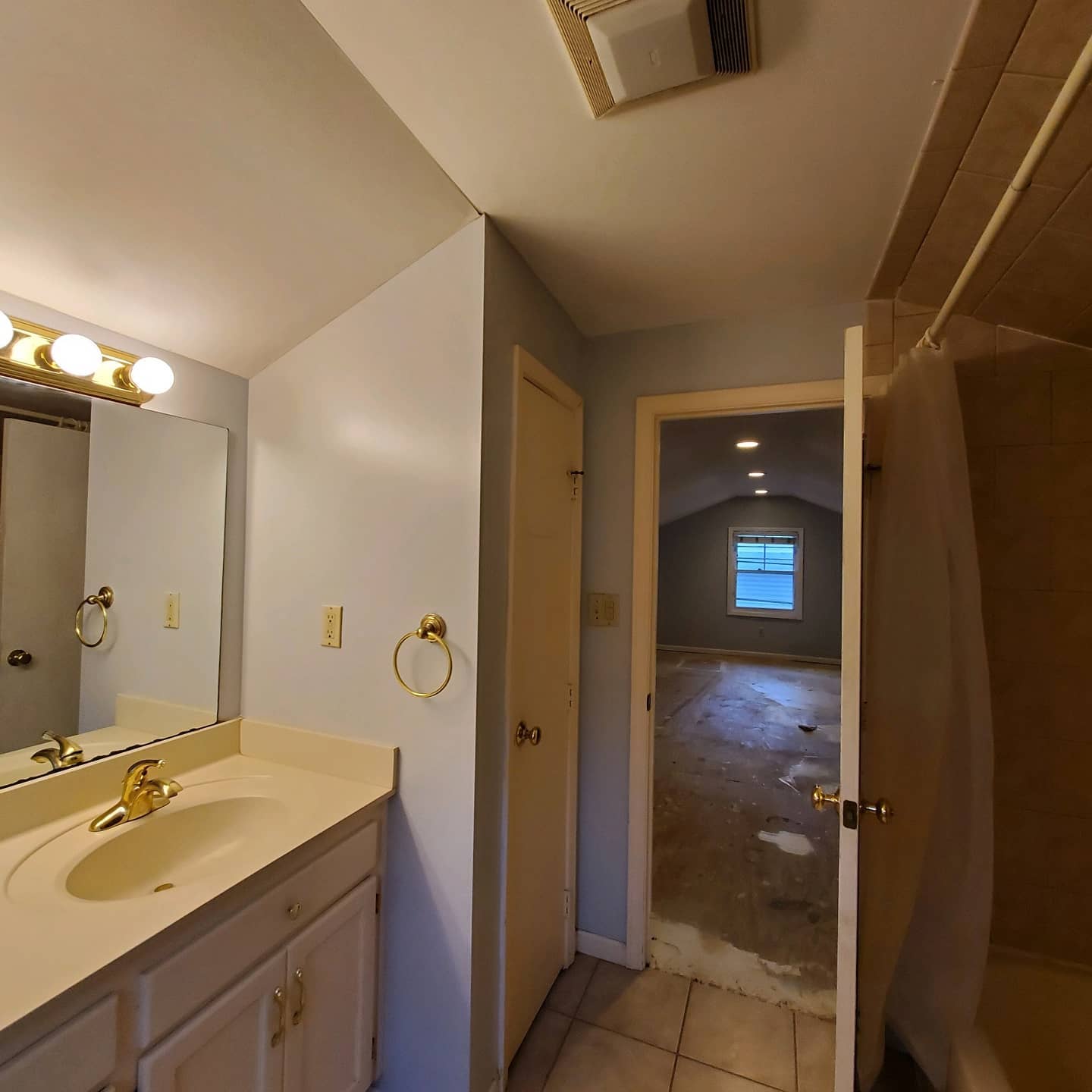Moonlight Renovations, LLC | Overland Park, KS