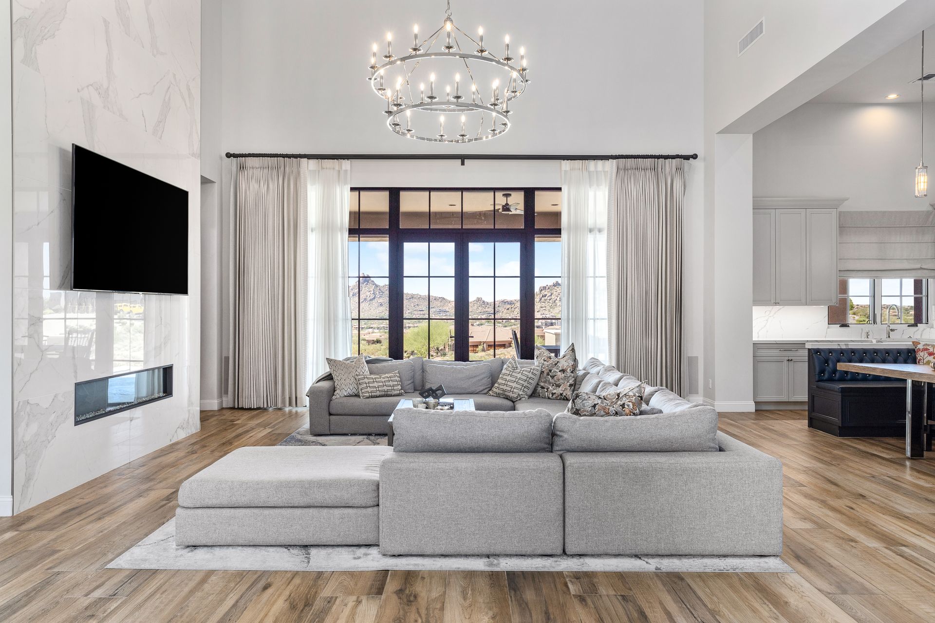 Modern Chic - Fratantoni Design