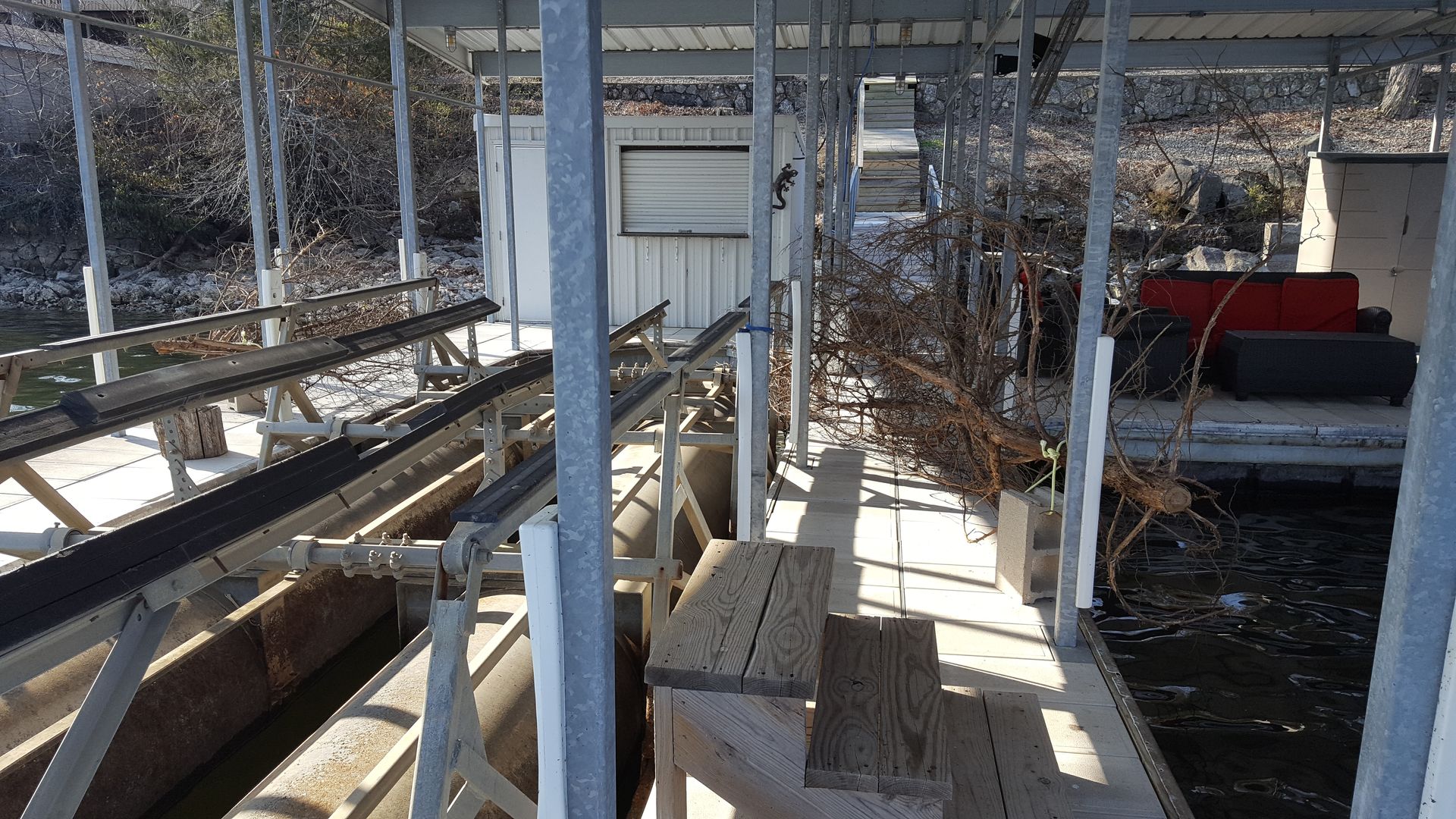 Crappie Beds for Docks | Missouri Lakes Ready
