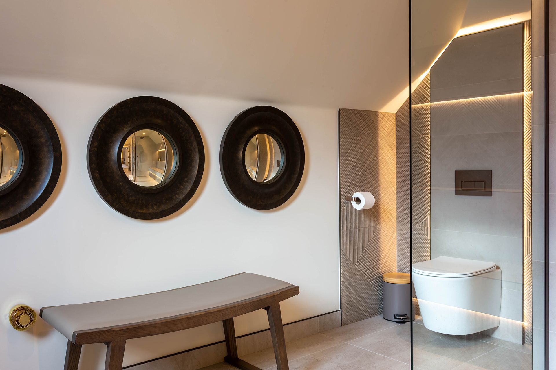 The Shore House Gallery | Arran Shores